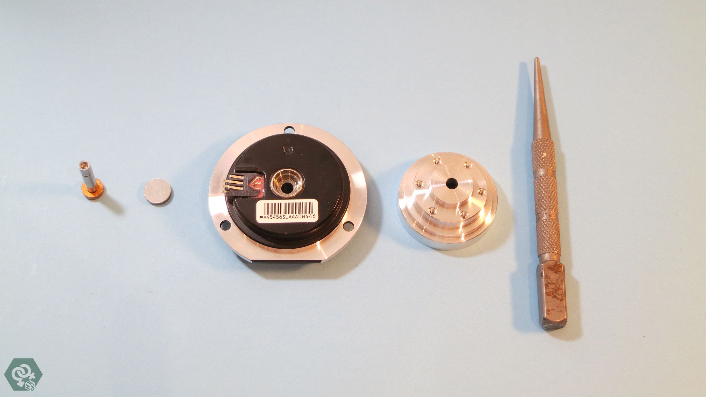 Upcycle a Hard Drive Into a Clock : 19 Steps (with Pictures ...