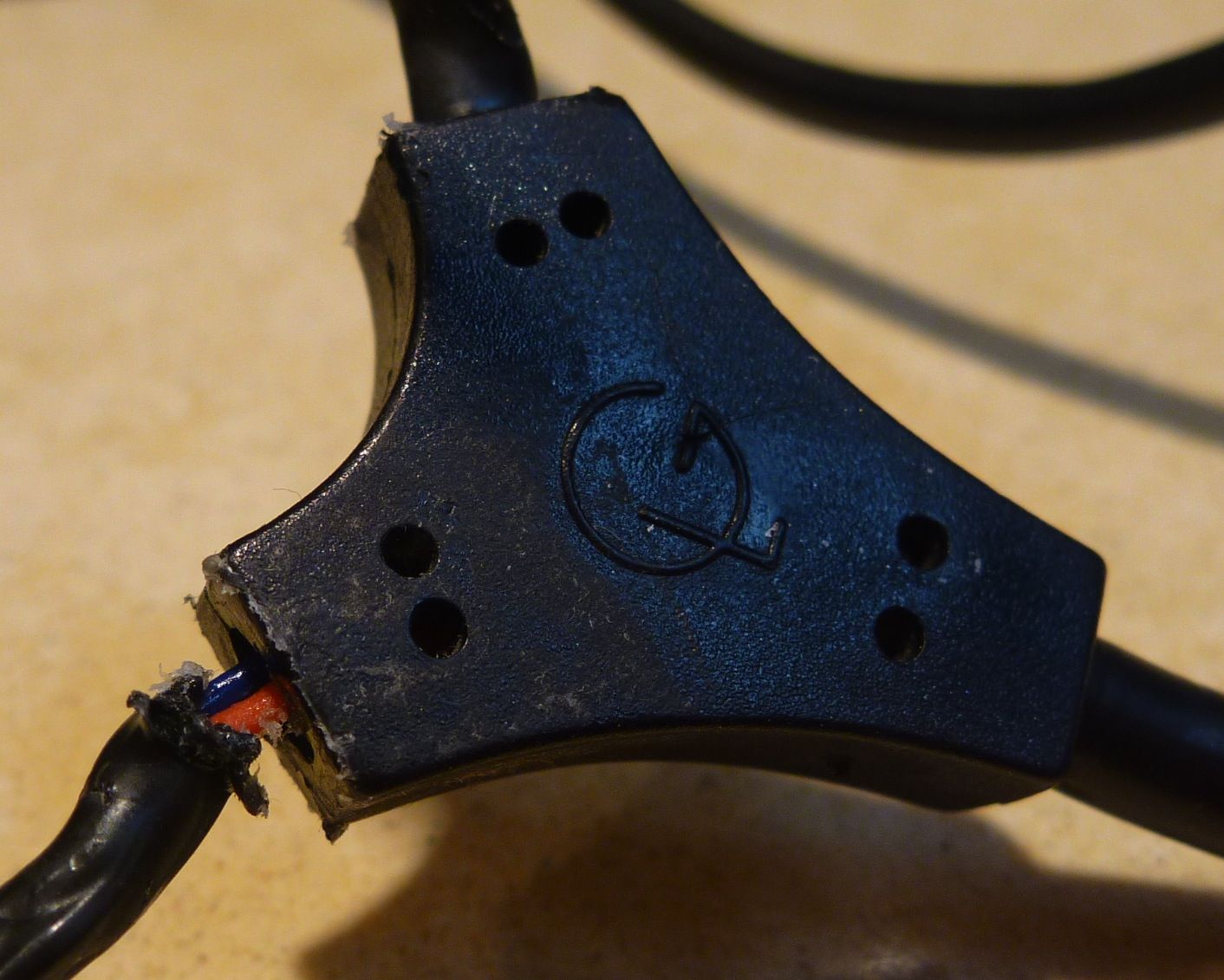 Fix a Stripped Wire on Your Headphones : 7 Steps (with Pictures ...