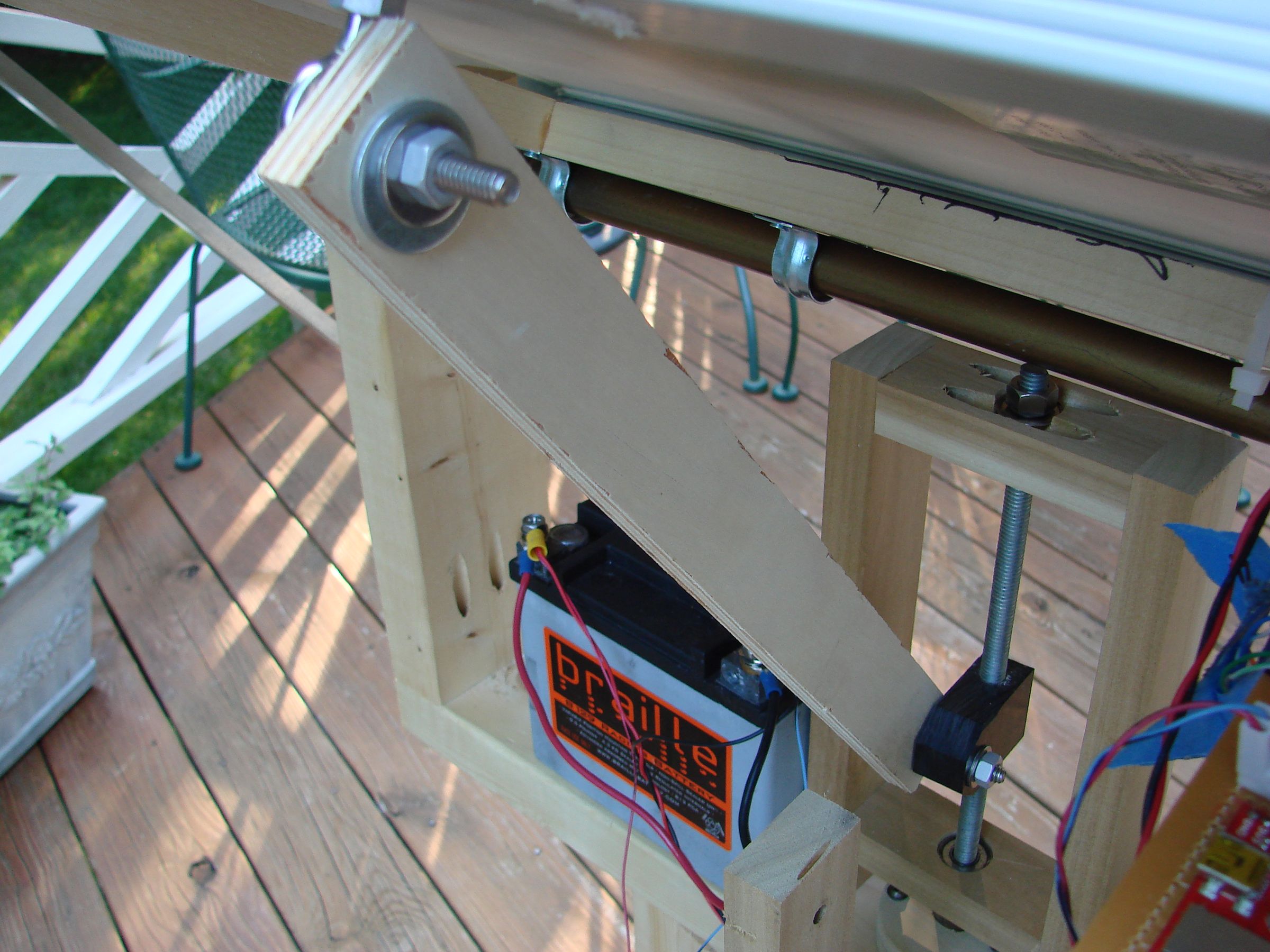 Internet Enabled Solar Tracker : 15 Steps (with Pictures) - Instructables