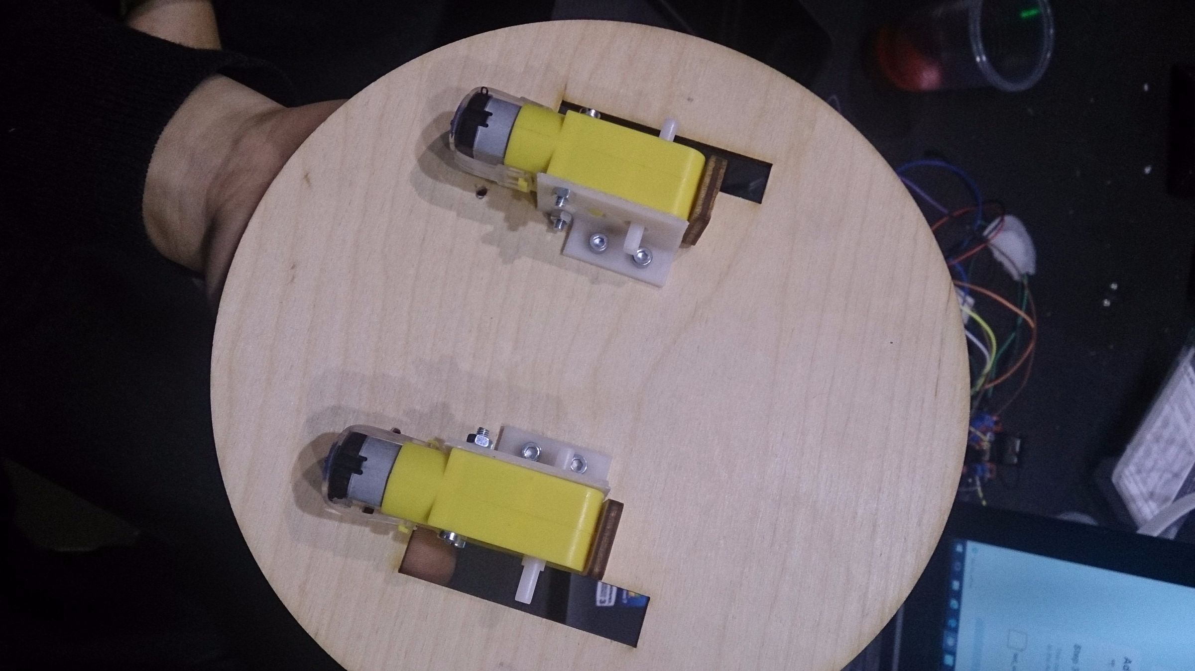 Little BB-8 : 6 Steps (with Pictures) - Instructables