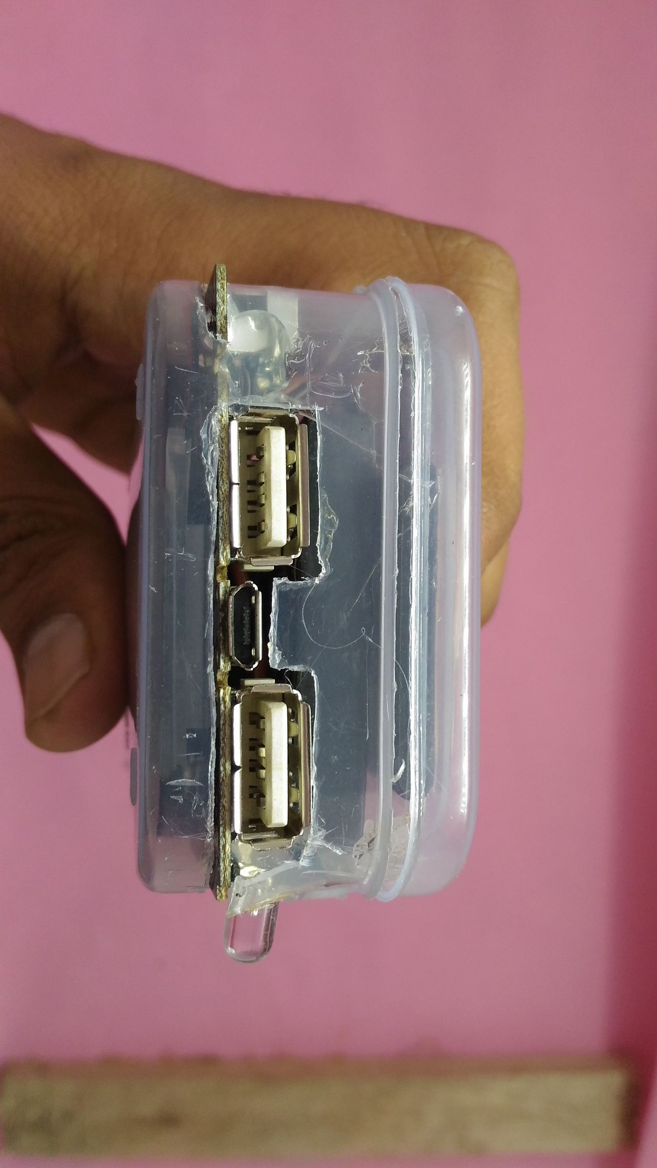 How to Make a Simple Mobile Power Bank : 5 Steps (with Pictures ...