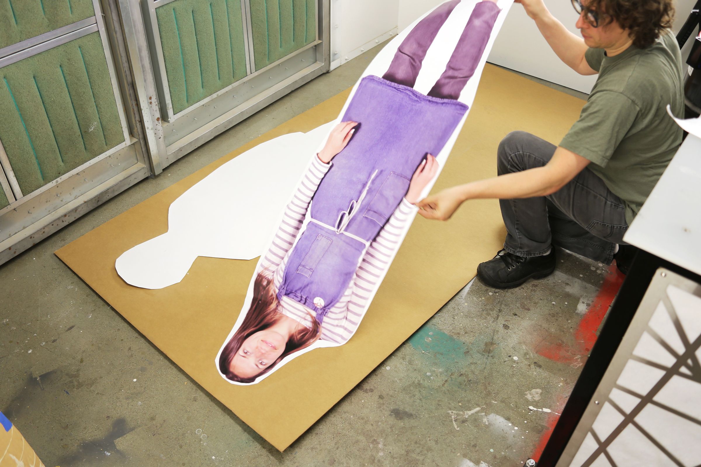 DIY Life-Sized Cardboard Cutout : 11 Steps (with Pictures) - Instructables