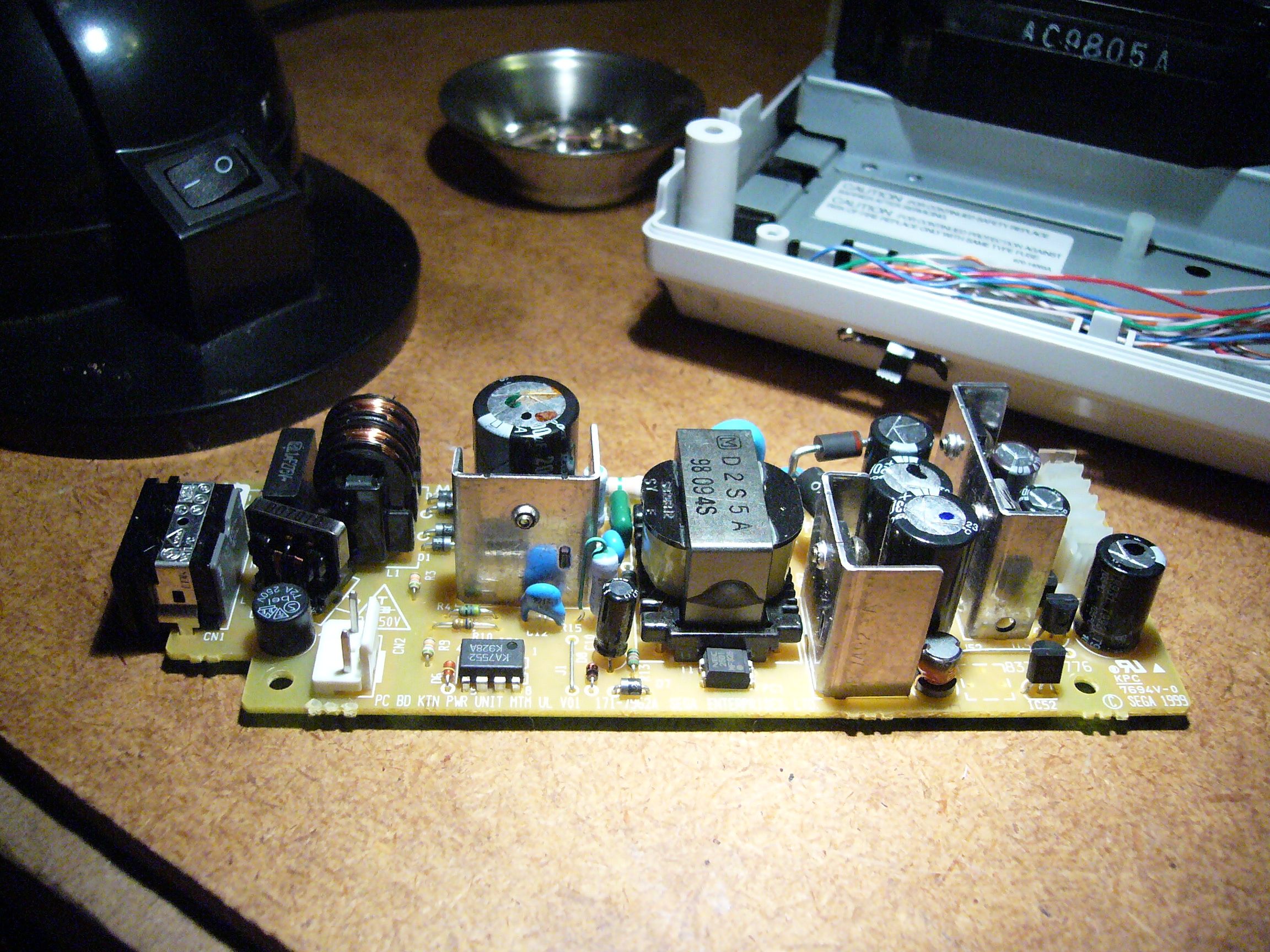 Sega Dreamcast VGA Mod : 10 Steps - Instructables