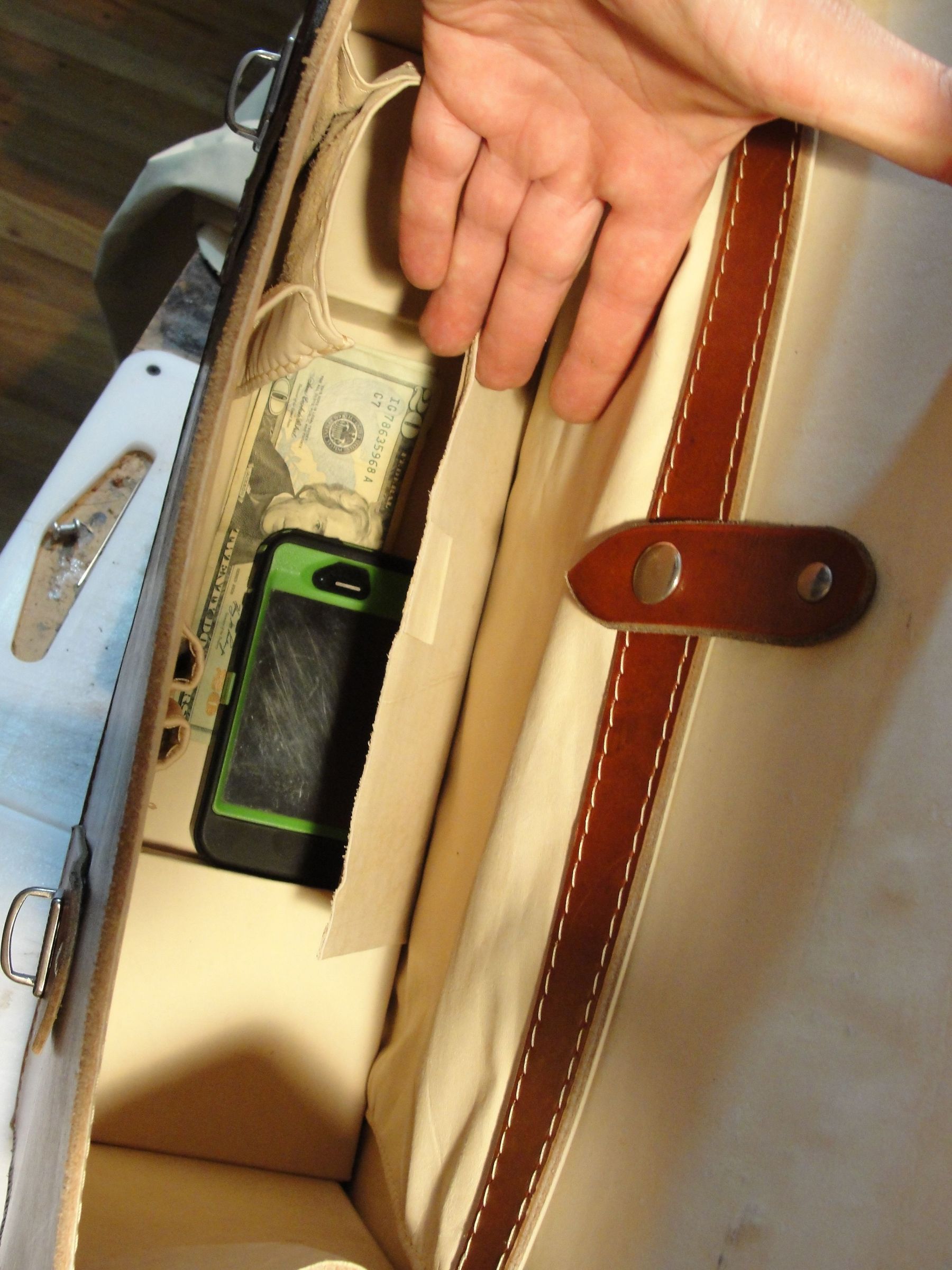 Leather Briefcase (Covert Edition) : 14 Steps (with Pictures ...