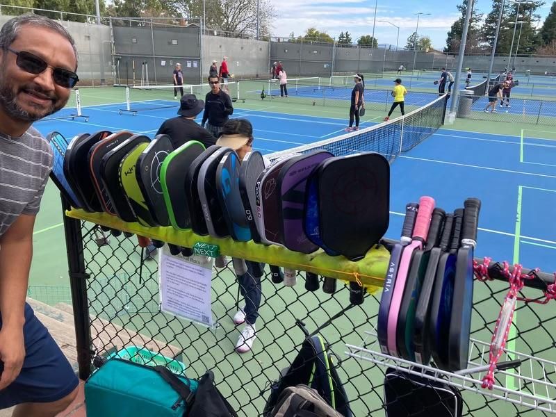 PickleBall Racket Holder Made From Recycled PickleBalls! : 7 Steps ...