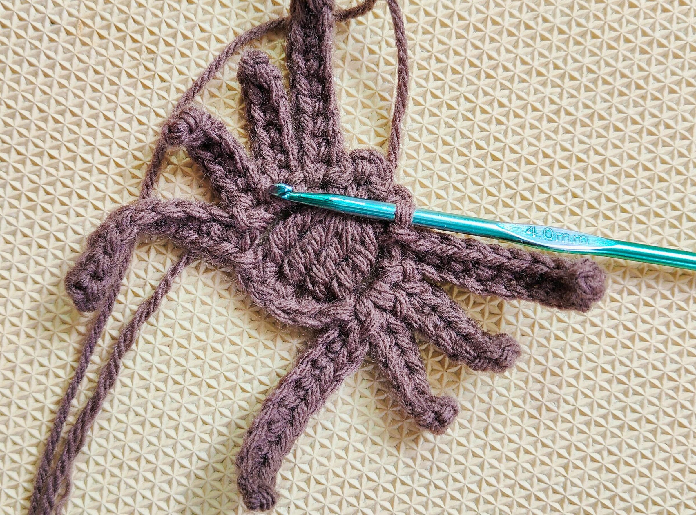 Easy Crochet Spider Applique Halloween Pattern : 4 Steps (with Pictures ...