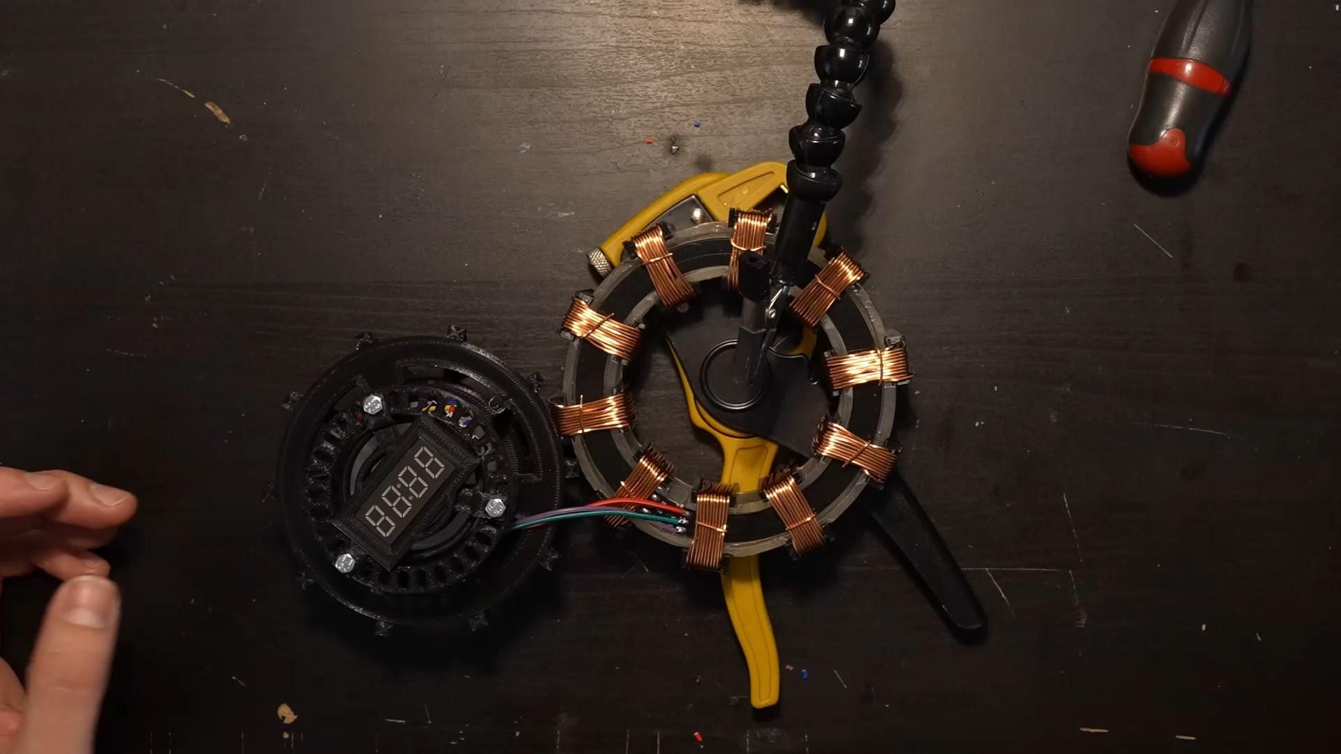 Iron Man Arc Reactor Clock : 16 Steps (with Pictures) - Instructables