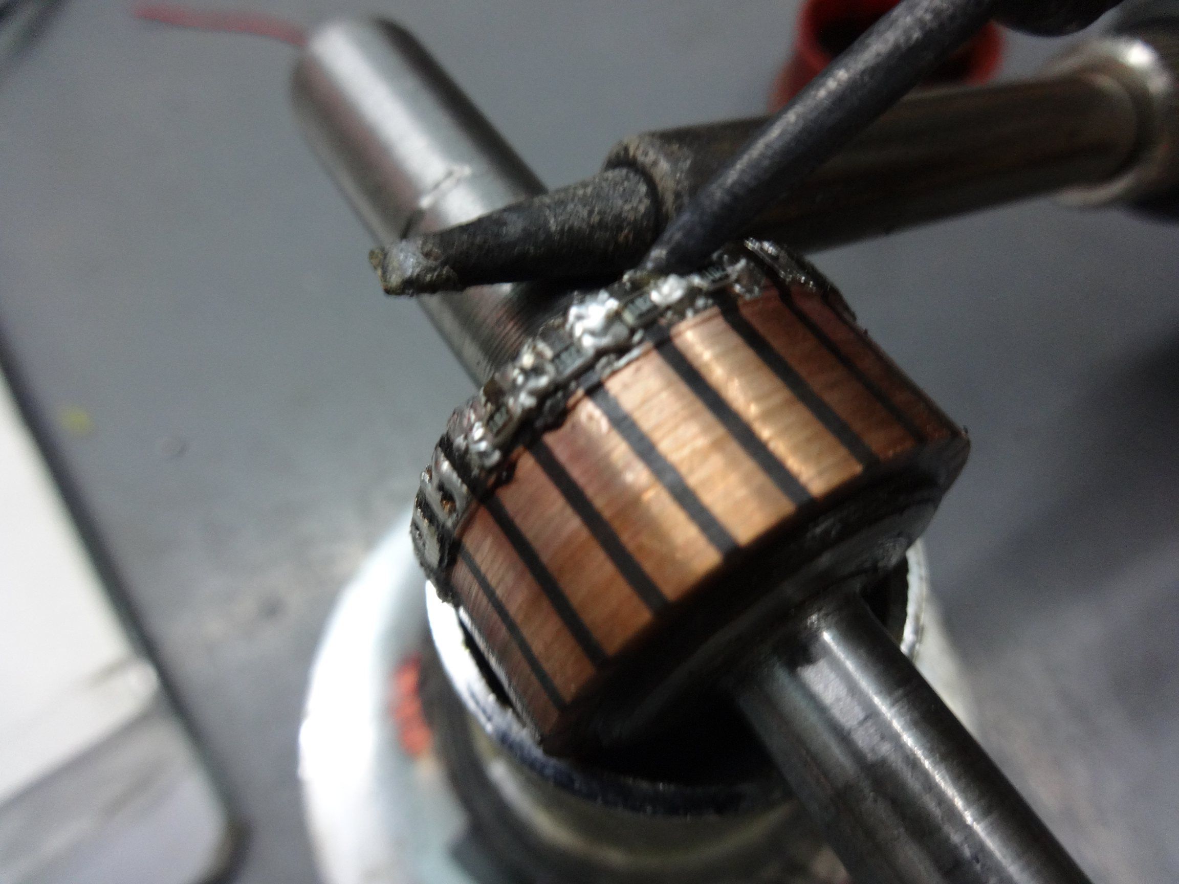 COMMUTATOR BASED DIRECTION INDICATOR : 4 Steps (with Pictures ...