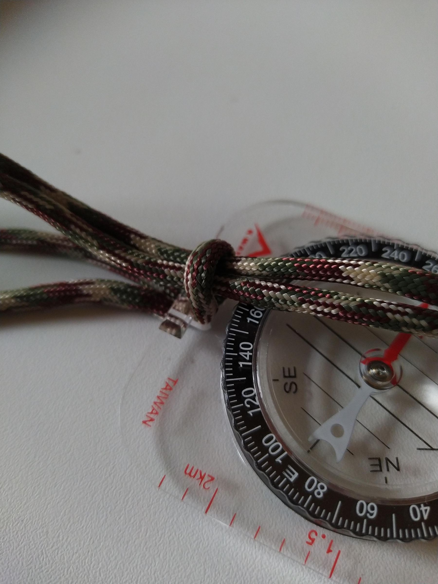 Paracord Compass Lanyard - Instructables
