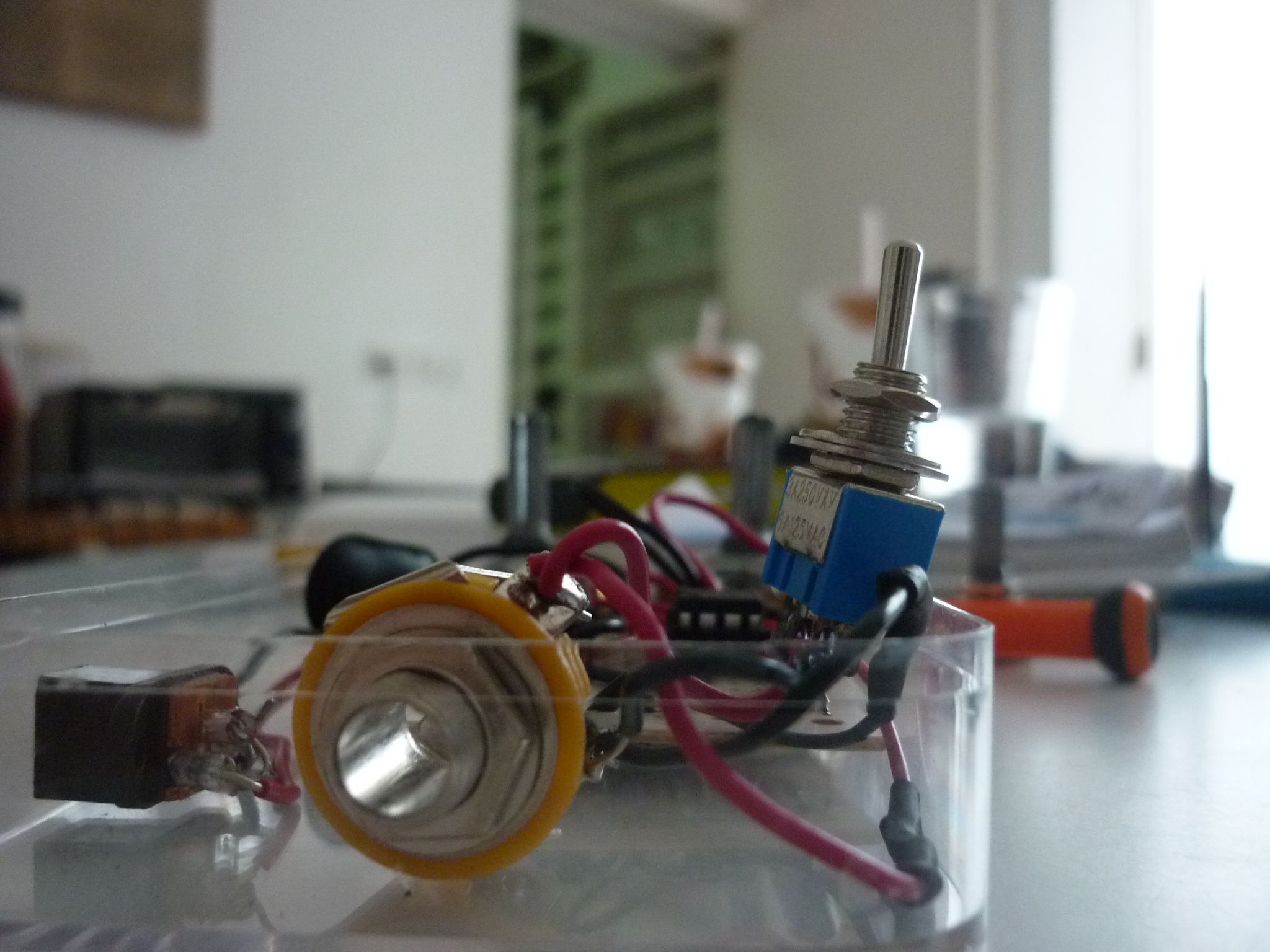 How to Make the Atari Punk Console : 5 Steps (with Pictures) - Instructables