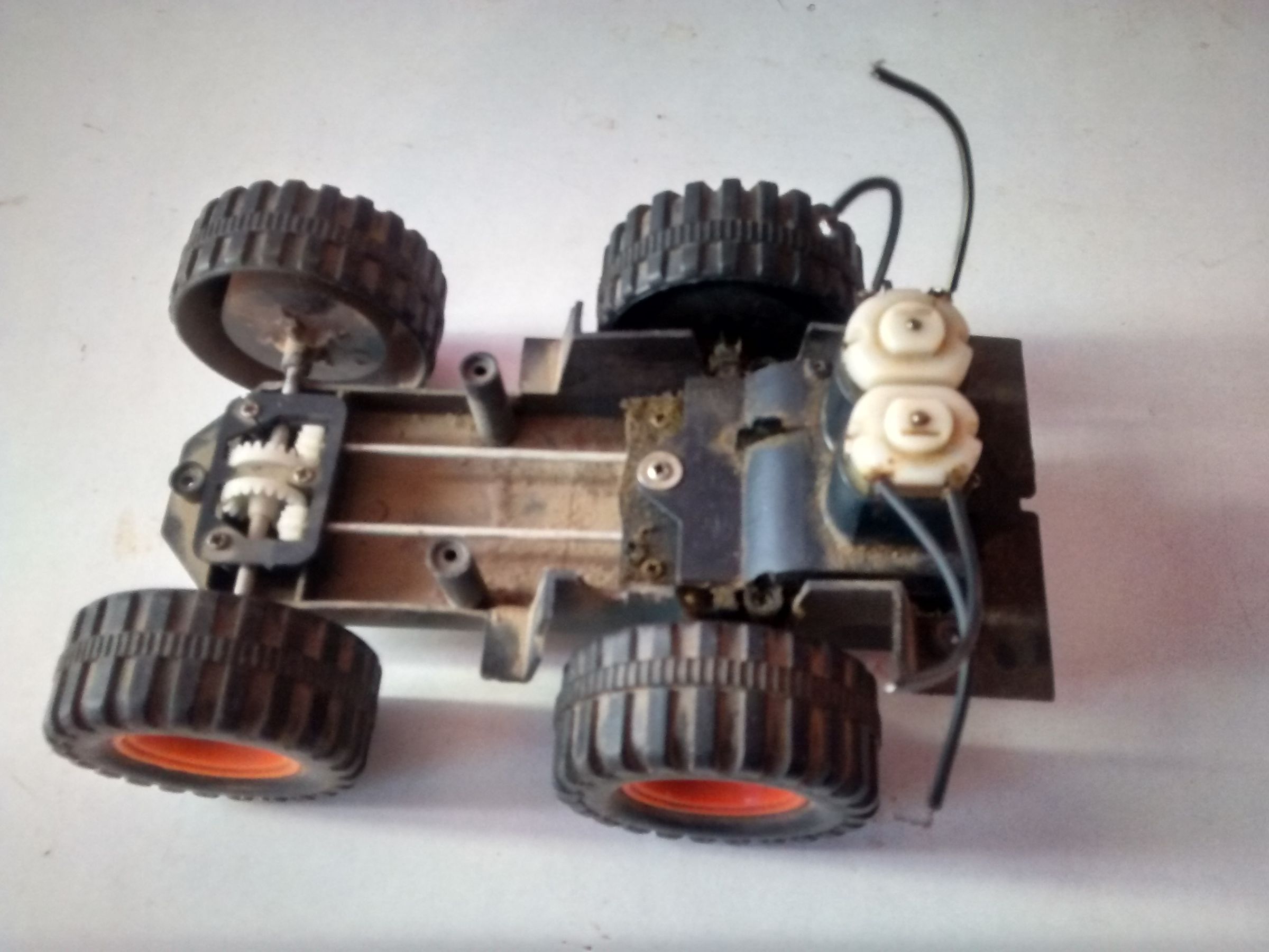 DTMF ROBOT (without Microcontroller) : 6 Steps - Instructables