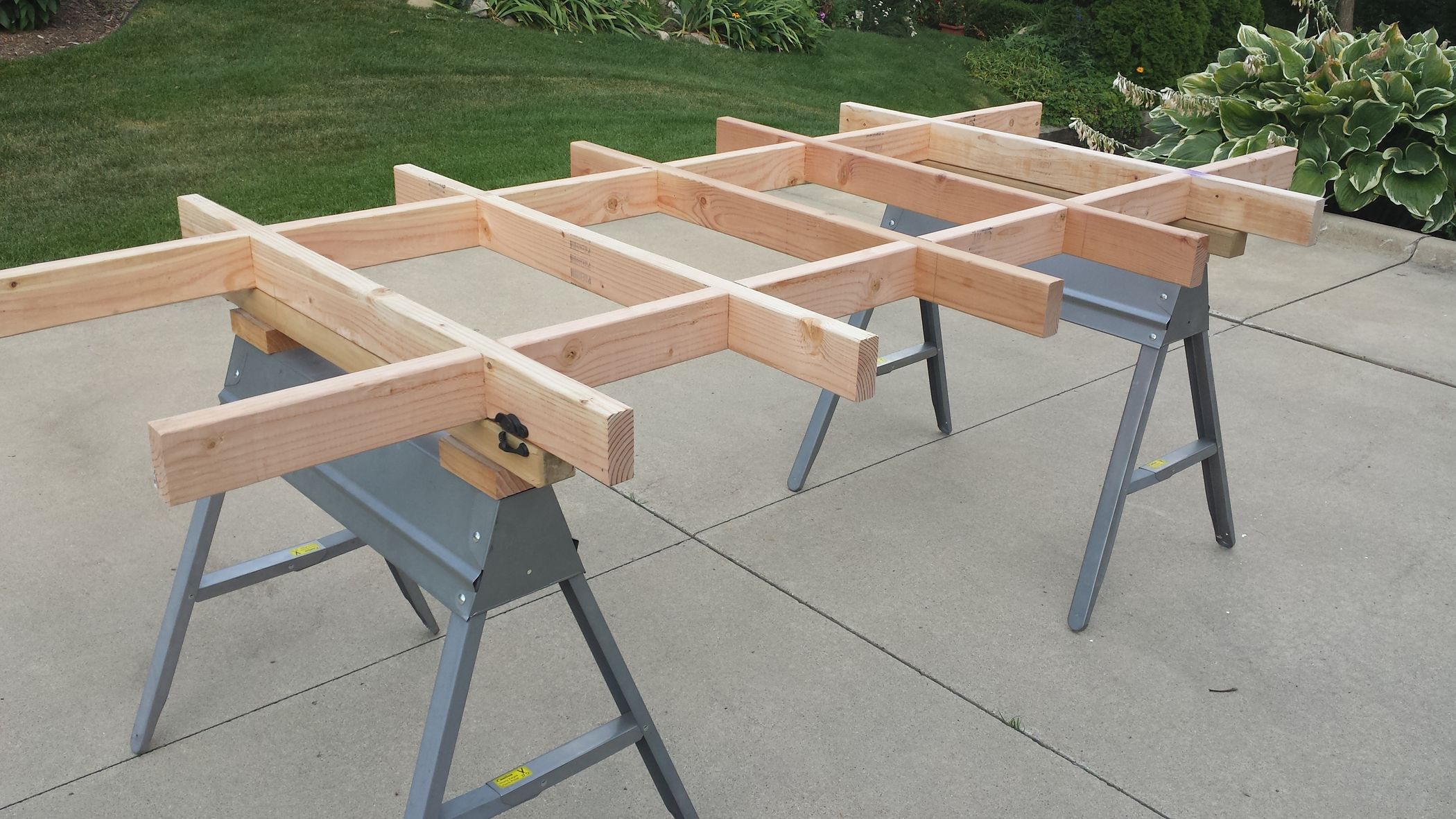 Simple Plywood Cutting Table / Work Table (Updated) : 6 Steps (with ...