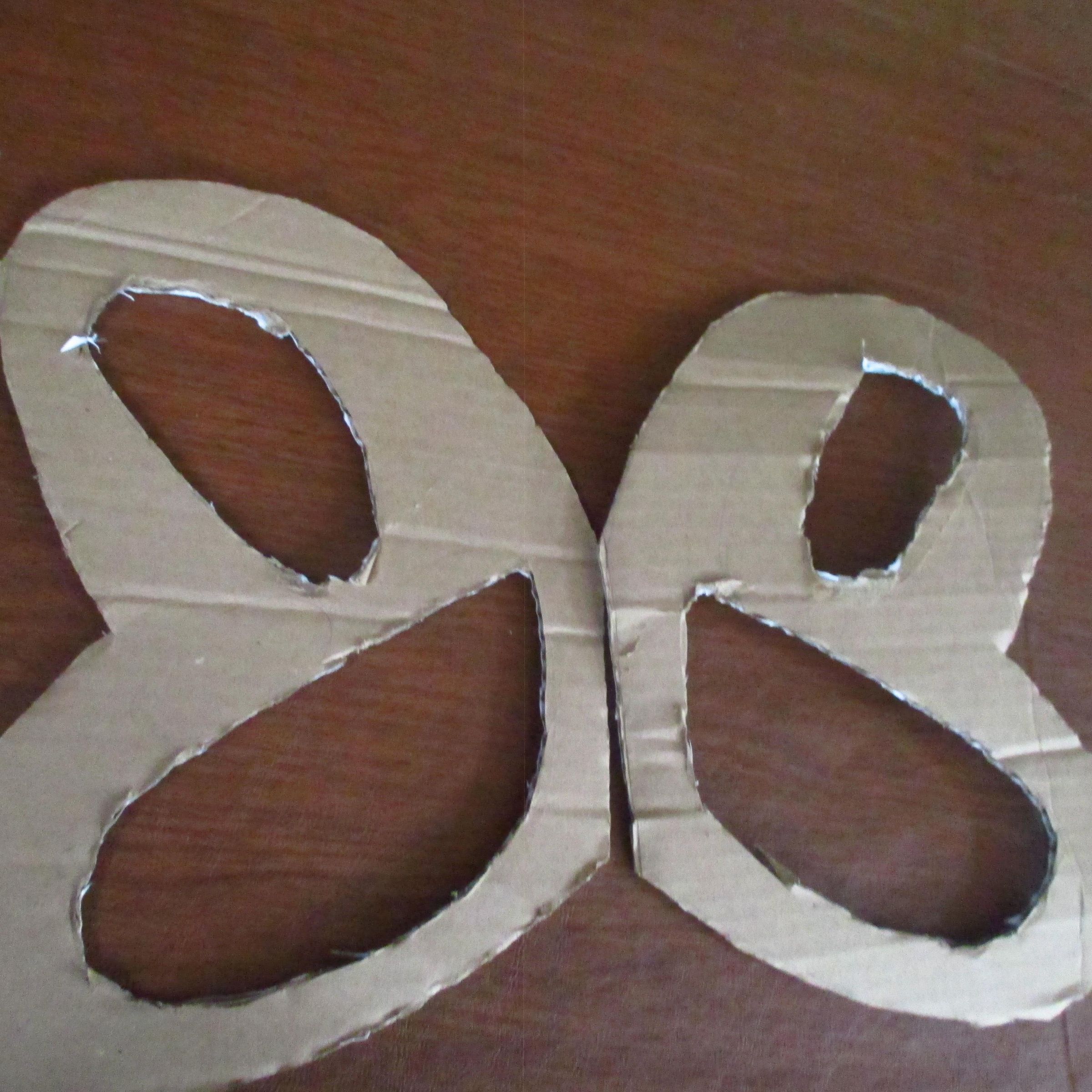 DIY Cardboard Wings : 6 Steps - Instructables