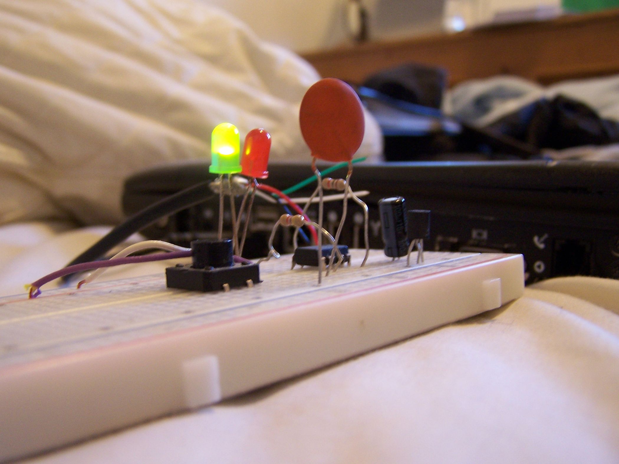 USB Traffic Light - Instructables