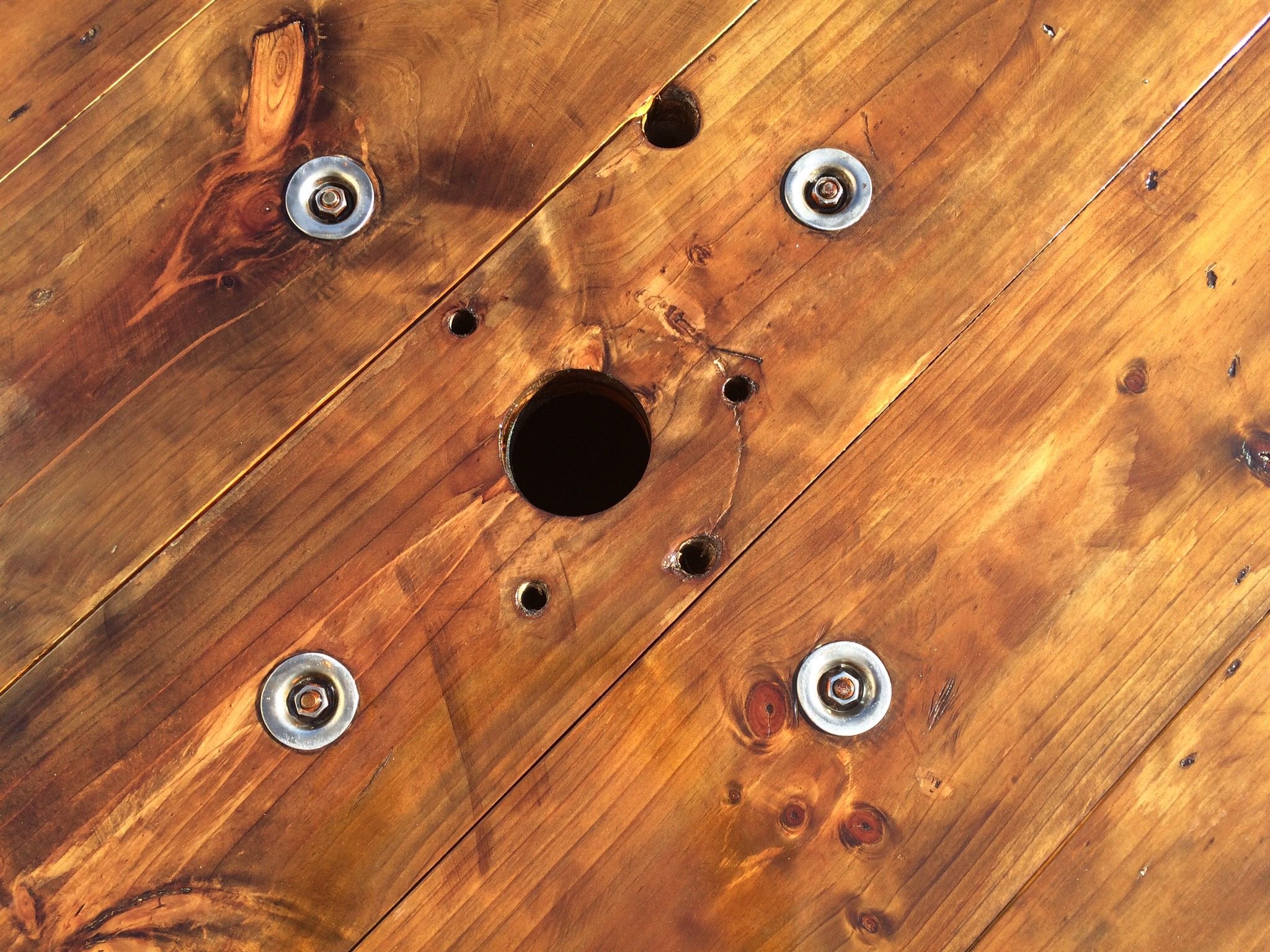 Large Cable Drum Table : 3 Steps (with Pictures) - Instructables