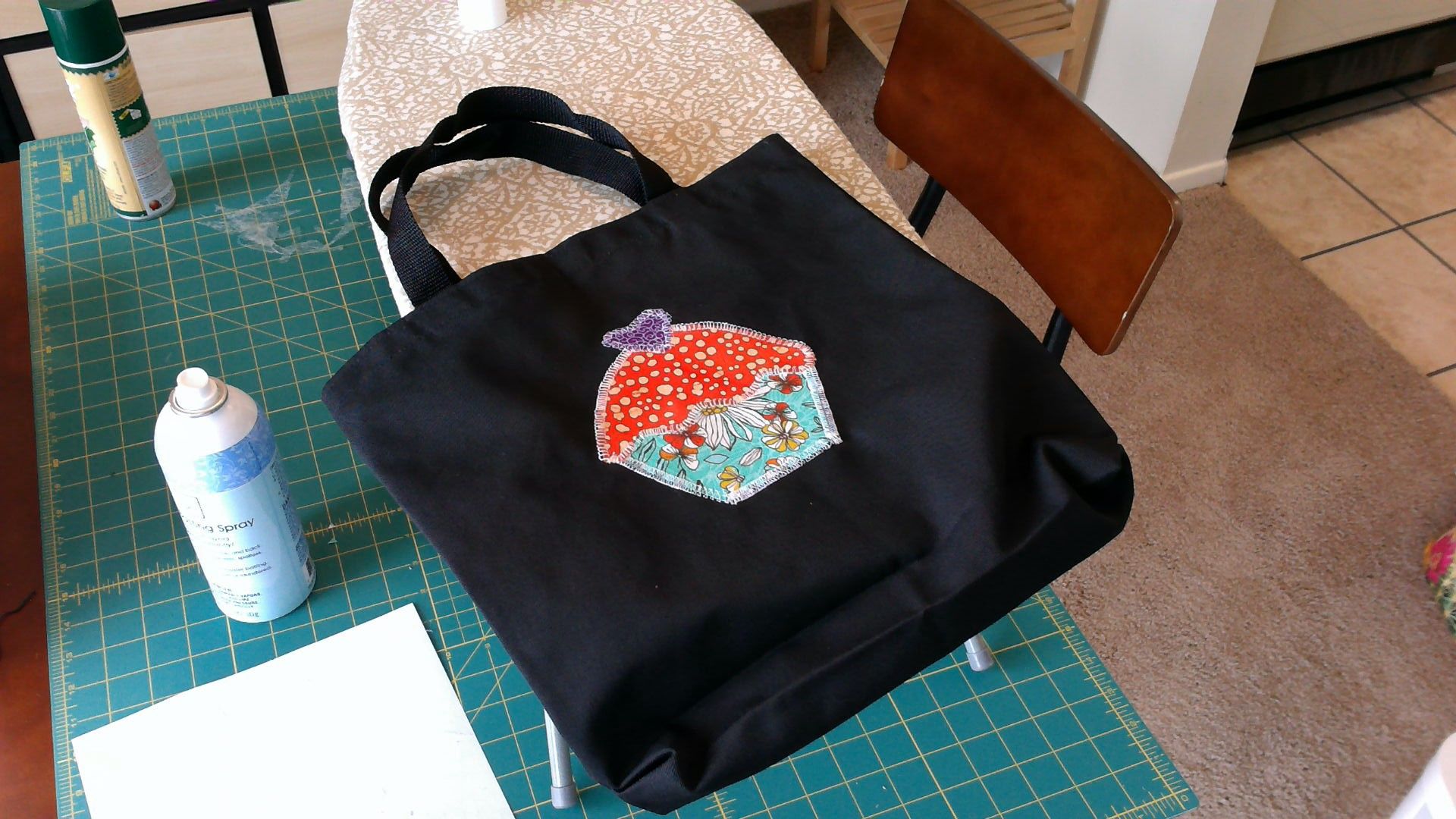 Quick and Easy Applique Using Fusible Interfacing : 8 Steps - Instructables