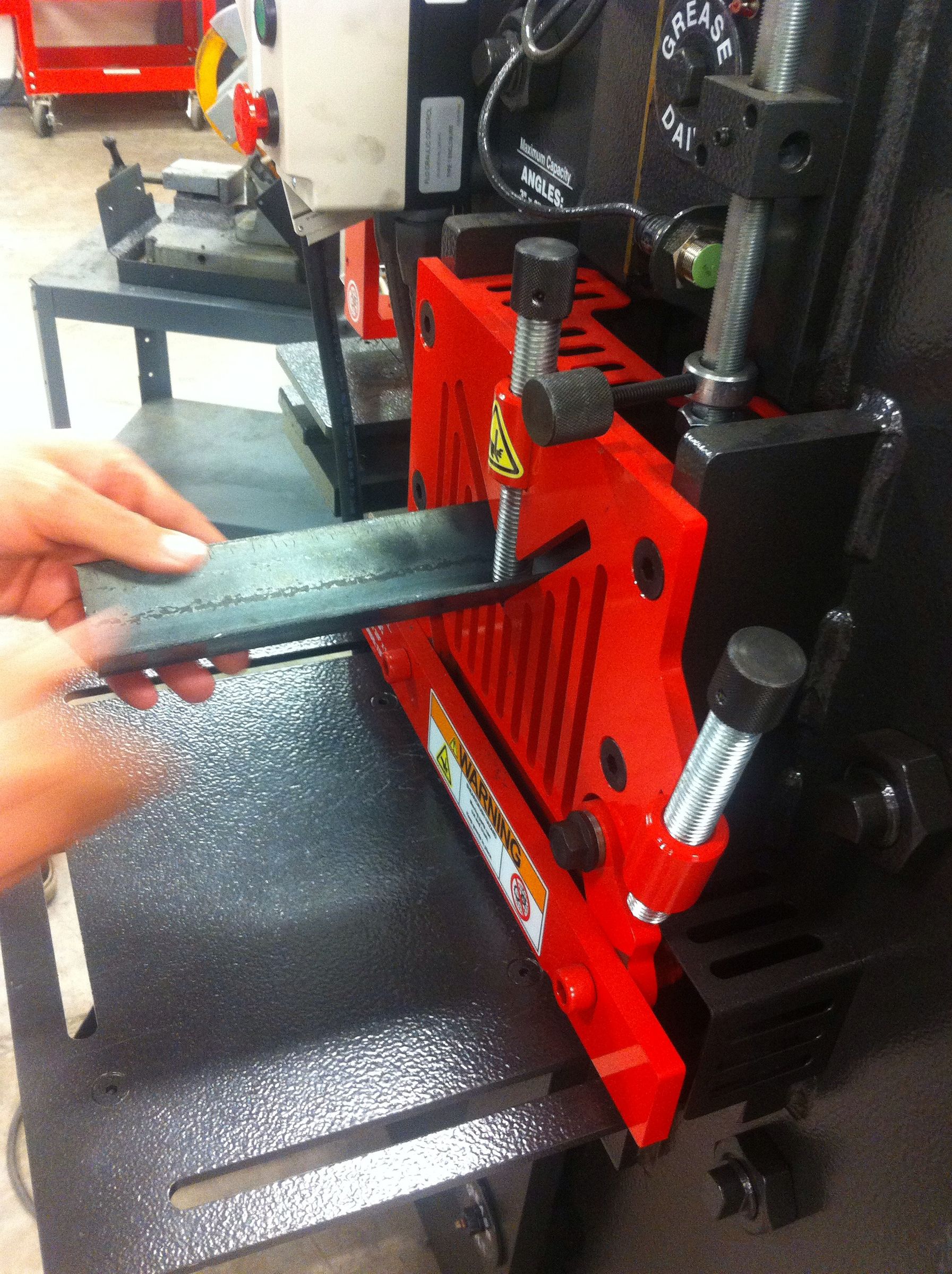 Ironworker and Hydraulic Bender at Techshop : 4 Steps - Instructables