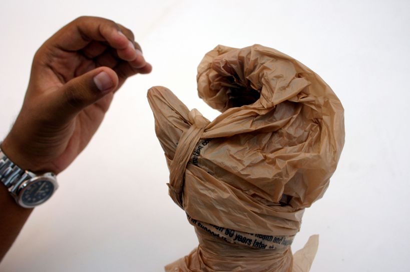Plastic Bag Mitten "Rubber Glove" : 3 Steps - Instructables