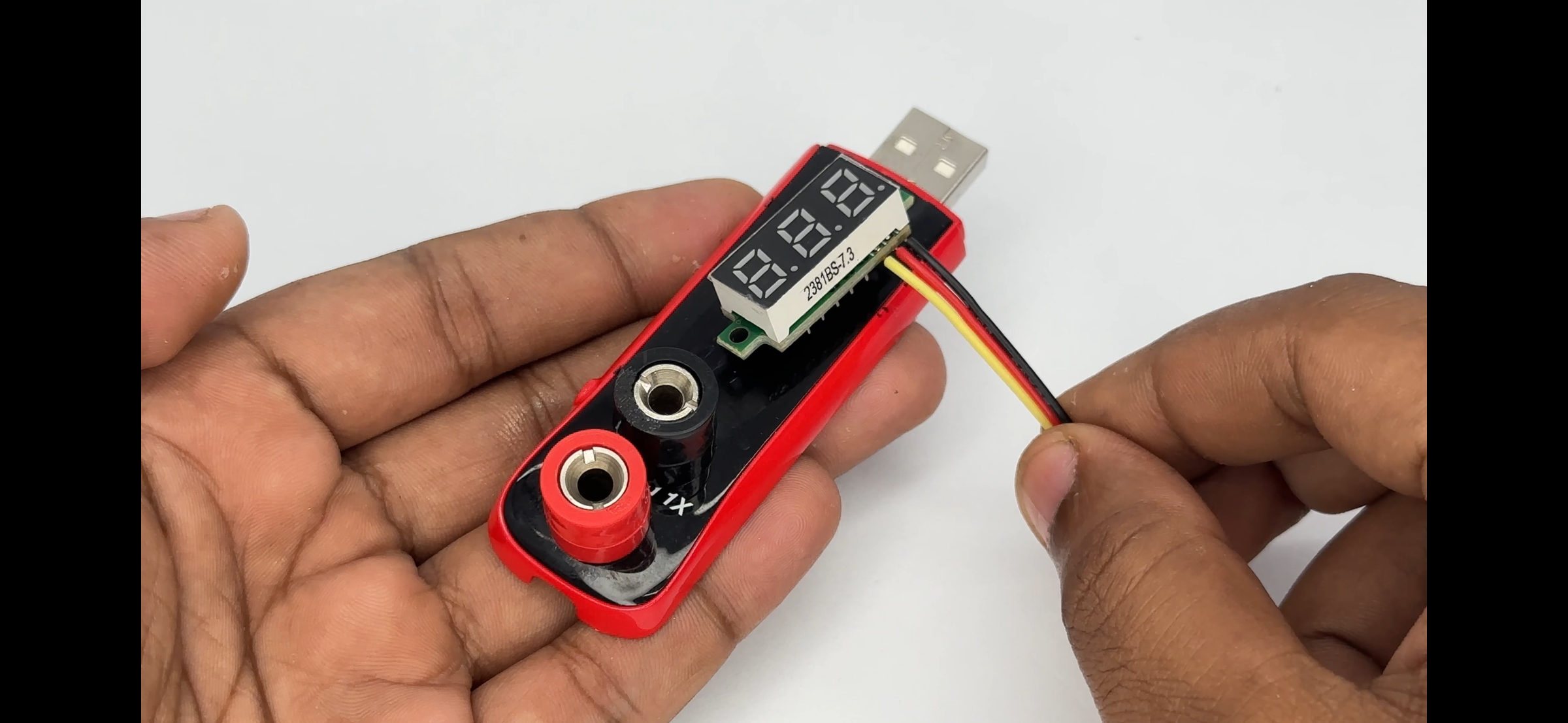 DIY LED Voltage Tester – Test Any DC Voltage With LEDs! : 11 Steps ...