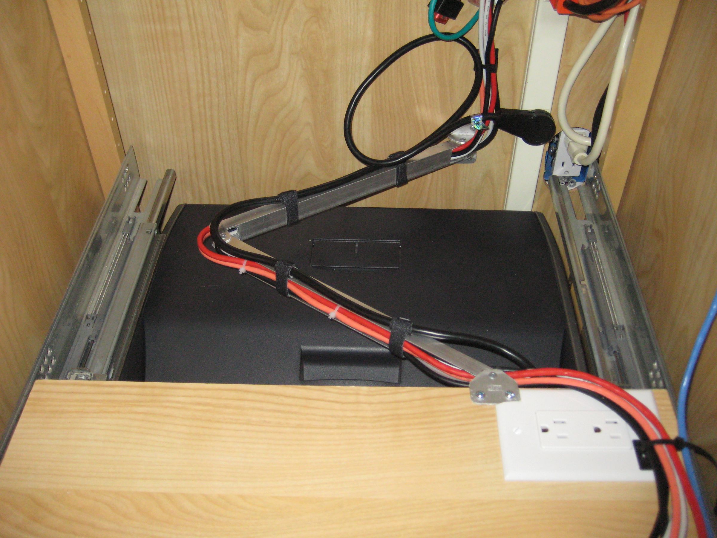 Cable Control for a Pull-out Shelf : 6 Steps (with Pictures ...