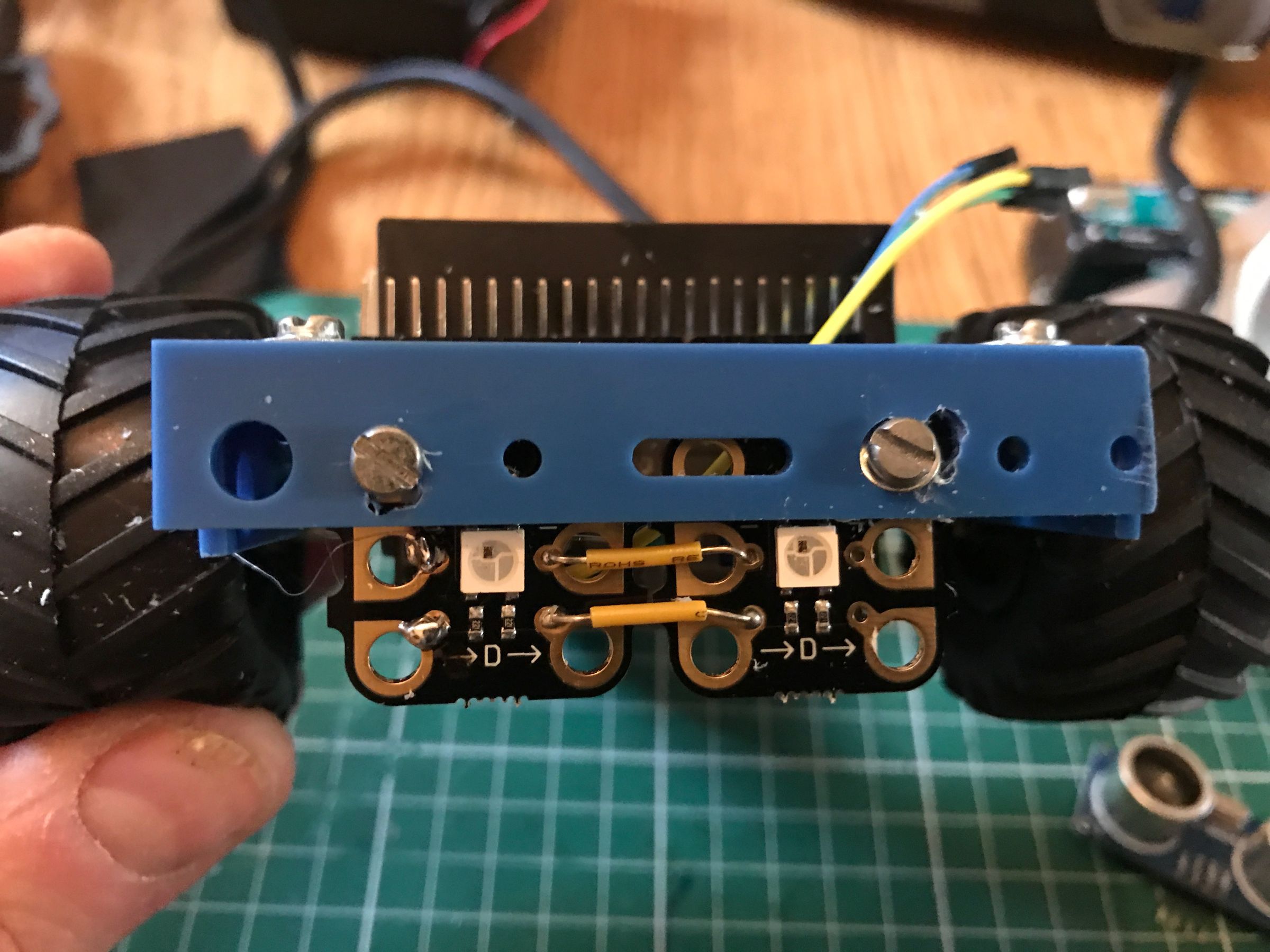 Object Avoidance Microbit Robot Using the Kitronik Motor Controller : 7 ...