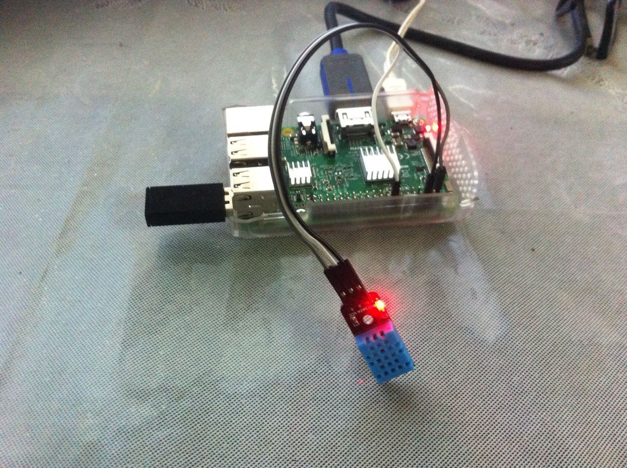 Build Your First IOT With a Raspberry Pi, DHT11 Sensor, and Thingspeak ...
