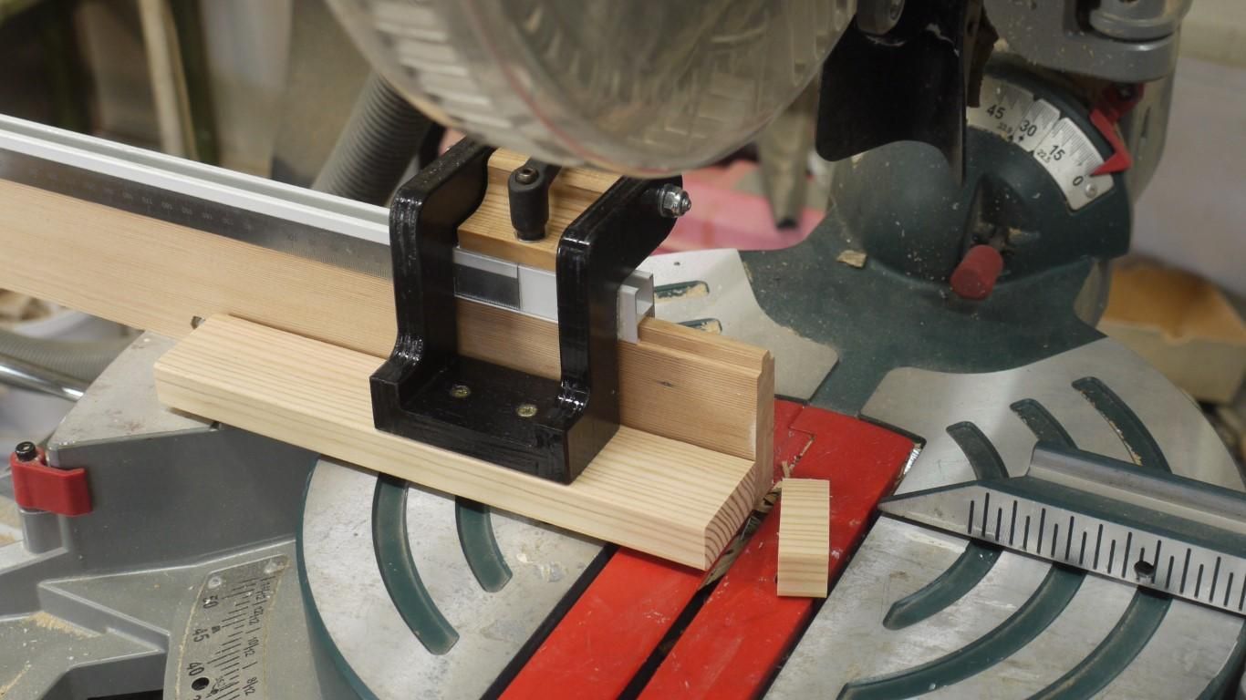 Flip Stop for a Miter Saw : 5 Steps (with Pictures) - Instructables
