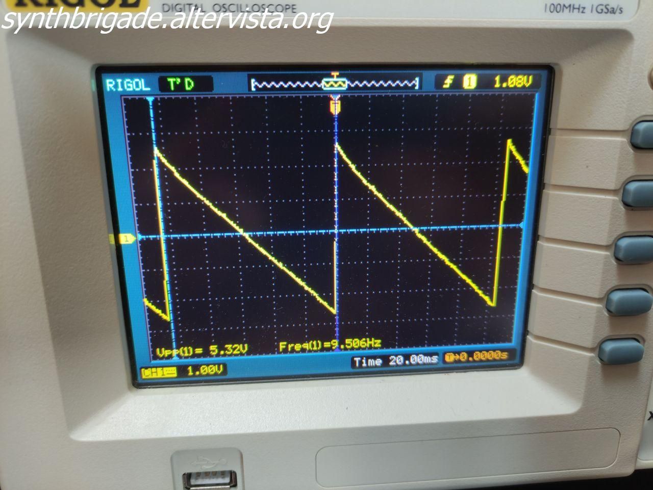 Variable Waveshape Low Frequency Oscillator : 4 Steps - Instructables