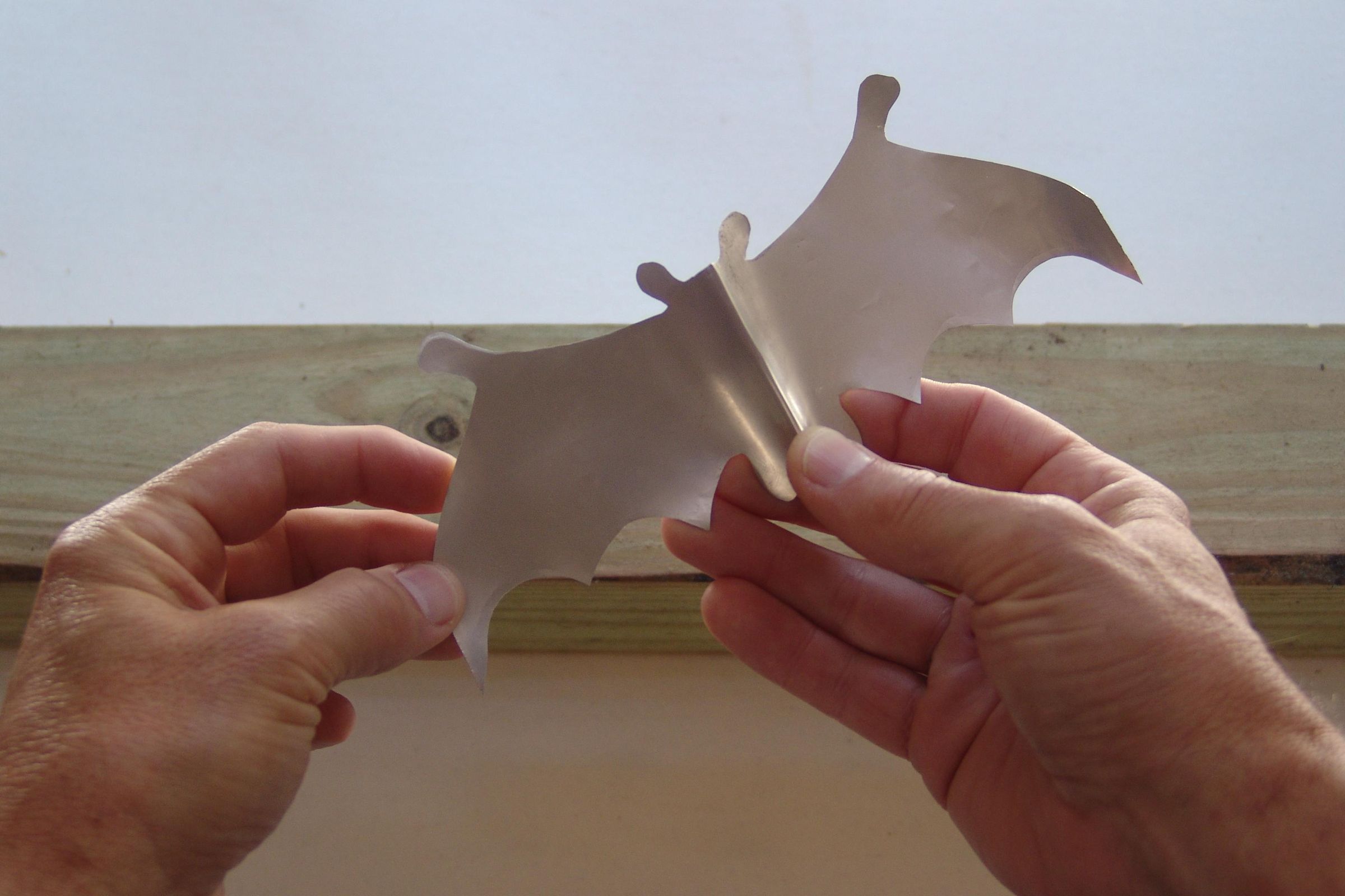Simple & Awesome Halloween Bats : 18 Steps (with Pictures) - Instructables