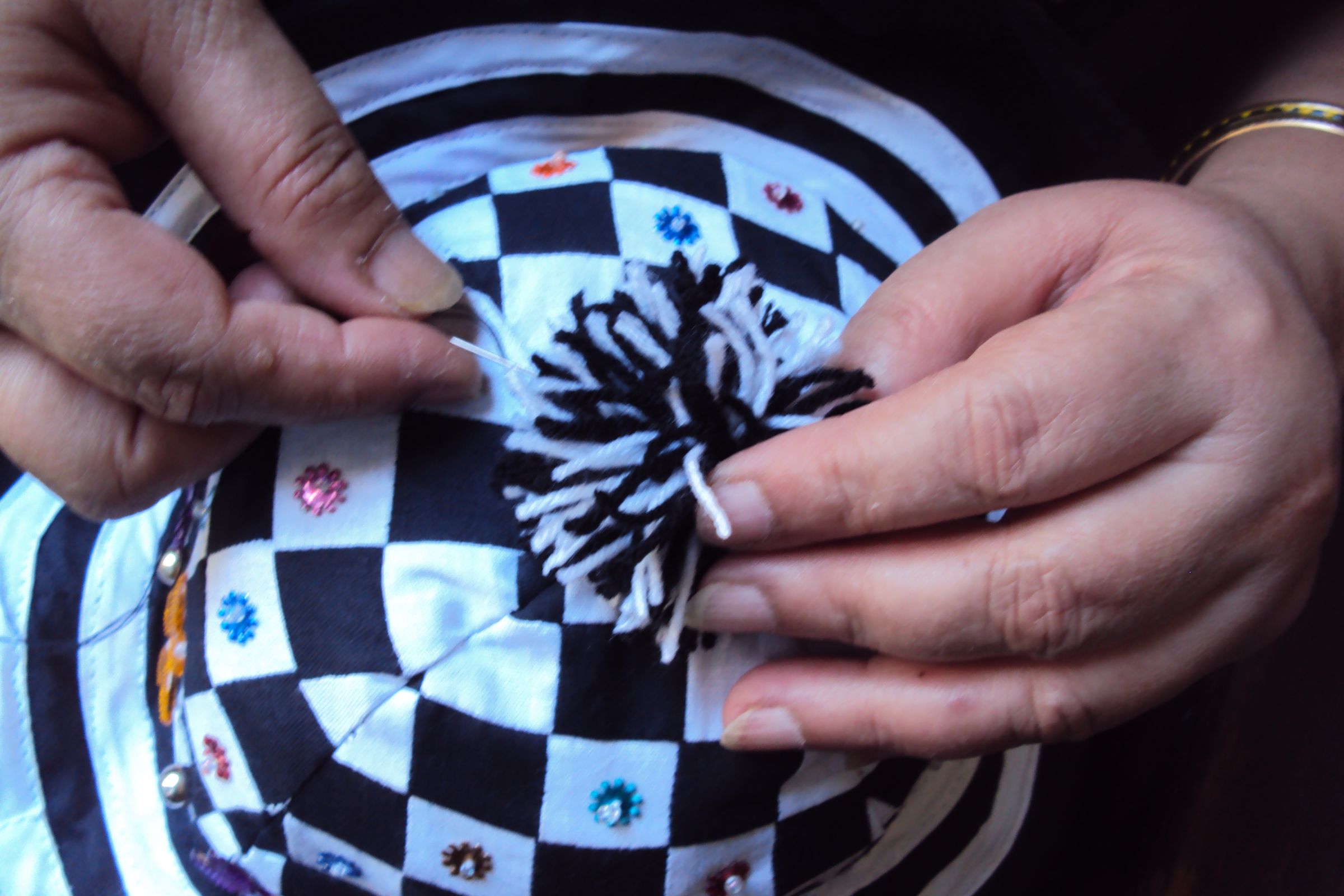 Funky Hat : 12 Steps (with Pictures) - Instructables