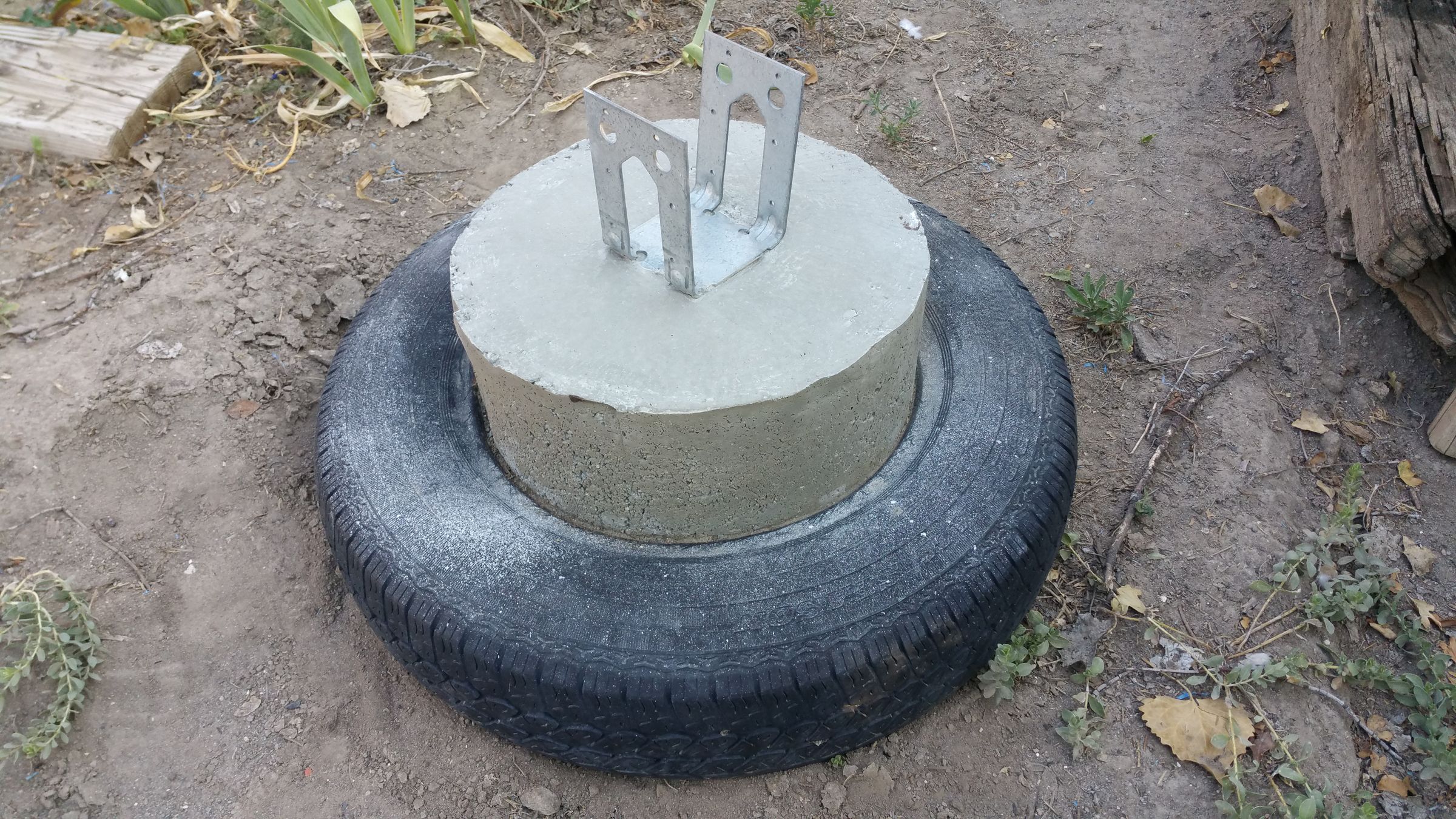Concrete Tire Piers : 8 Steps (with Pictures) - Instructables