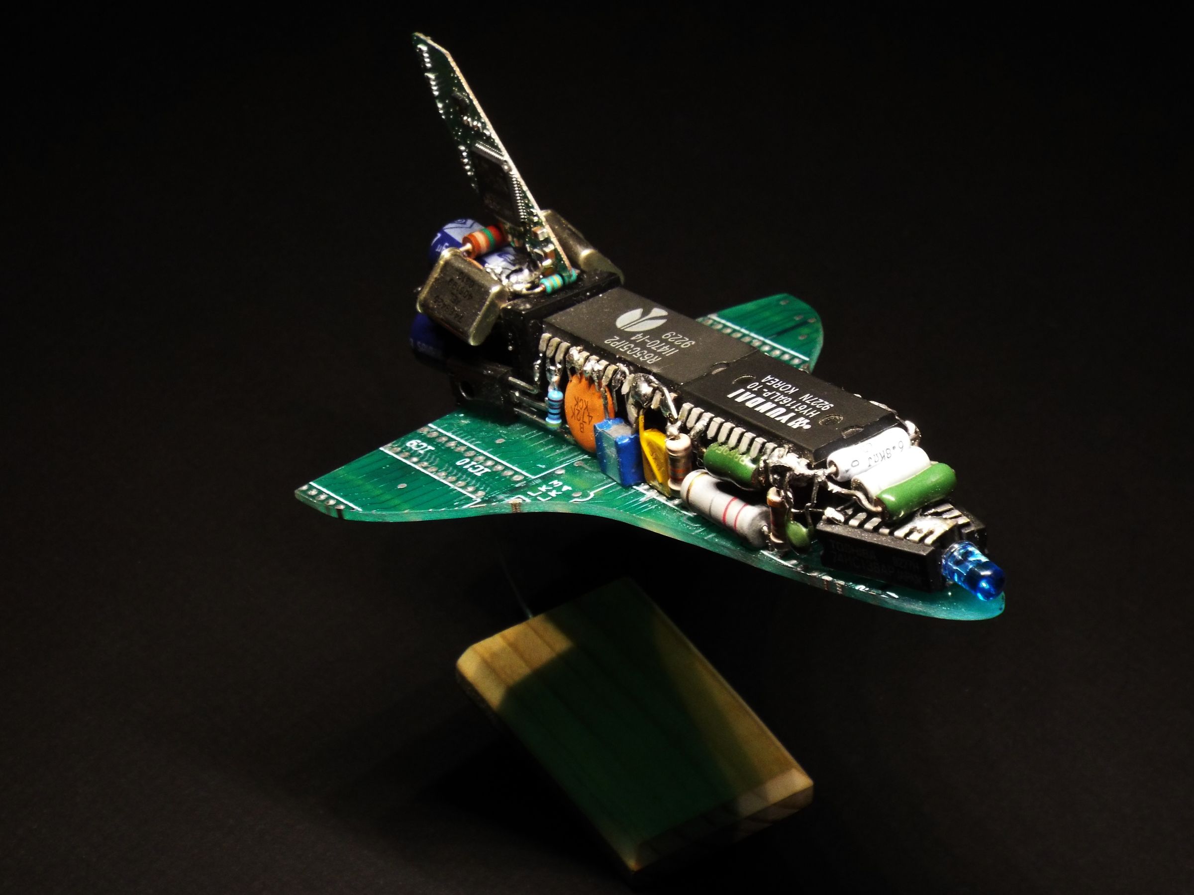 Electronic Space Shuttle : 8 Steps (with Pictures) - Instructables