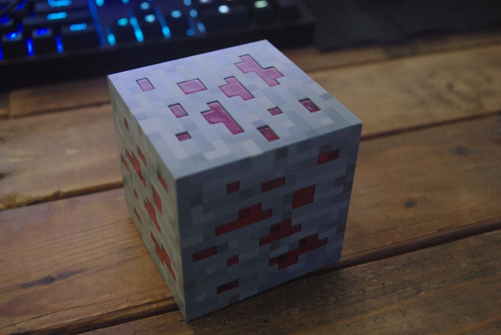 Minecraft Rainbow Ore Lamp : 6 Steps - Instructables