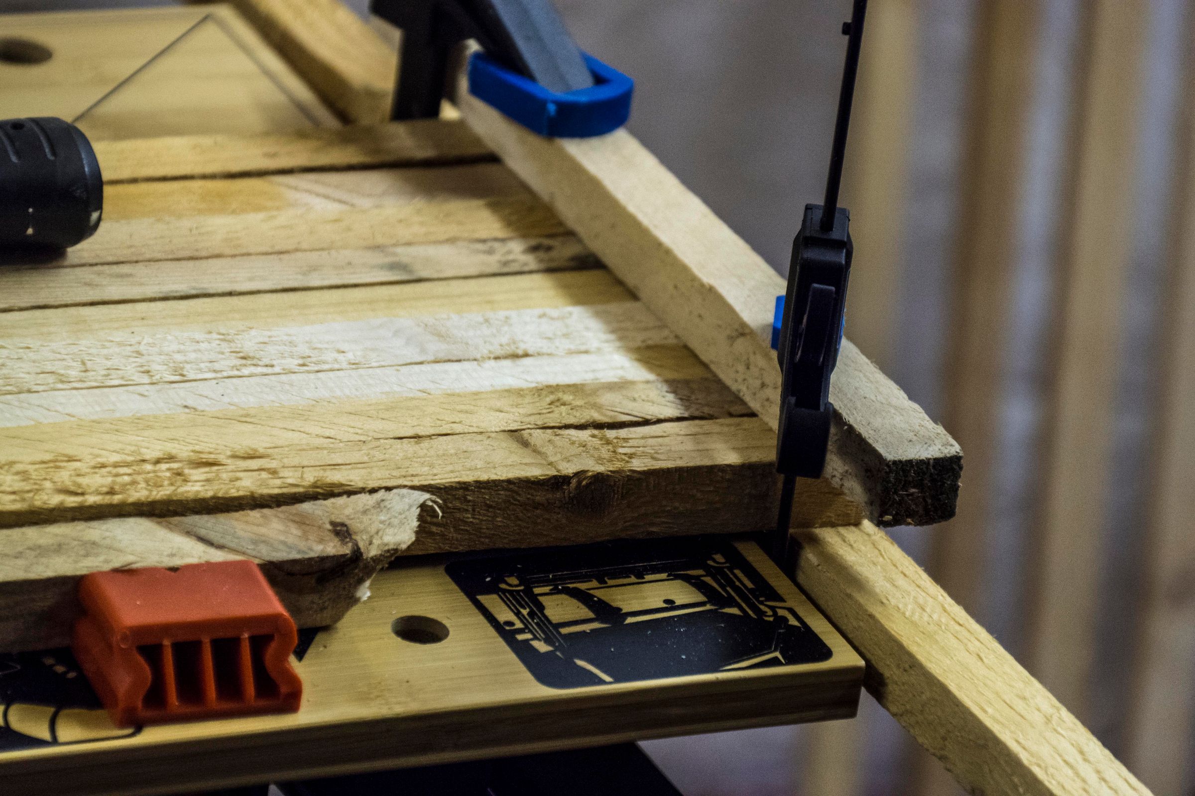 Off-cuts Shelving : 9 Steps (with Pictures) - Instructables