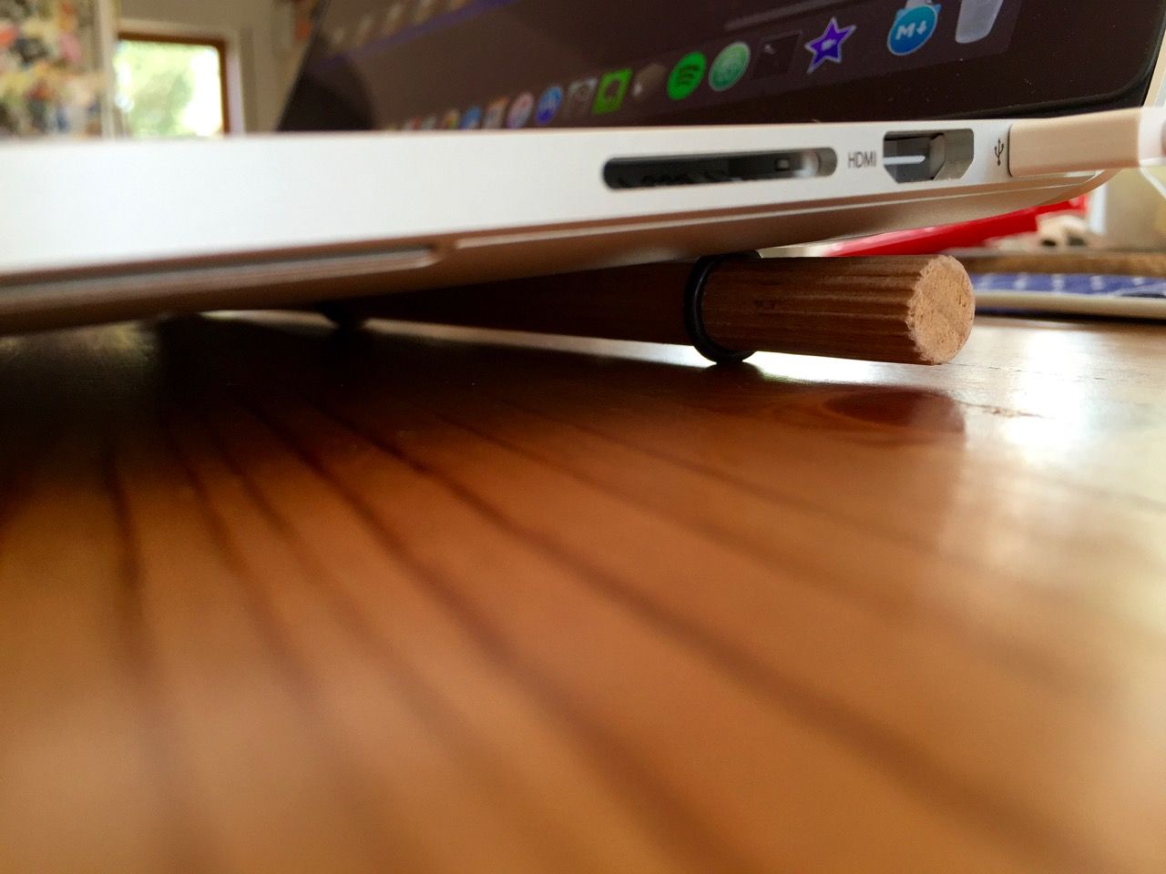 DIY Notebook Stand/Cooler : 3 Steps (with Pictures) - Instructables