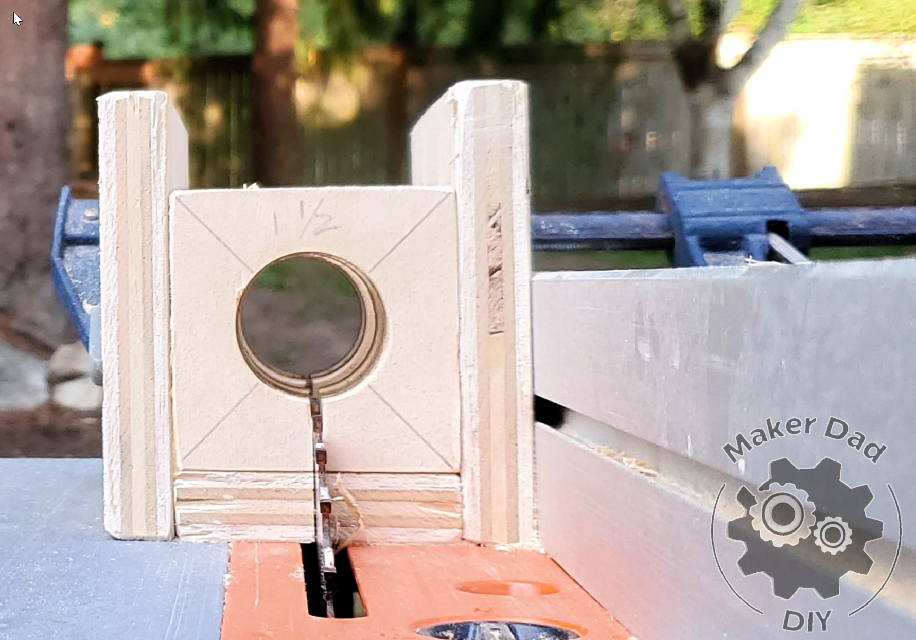 How to Make Dowels: Dowel Making Jig ( With Table Saw ) : 8 Steps (with ...