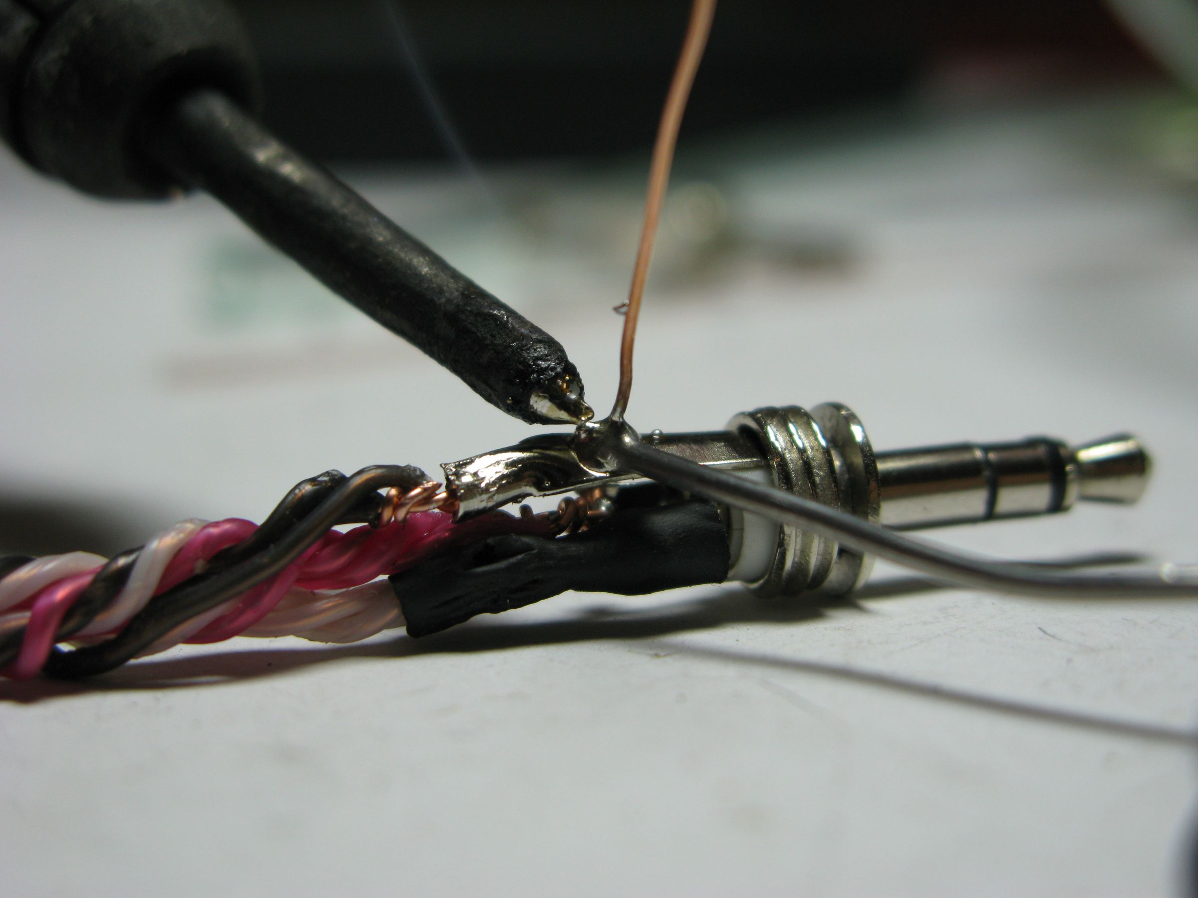 DIY Twisted Audio Cable (Made From Telephone Wires) : 7 Steps ...