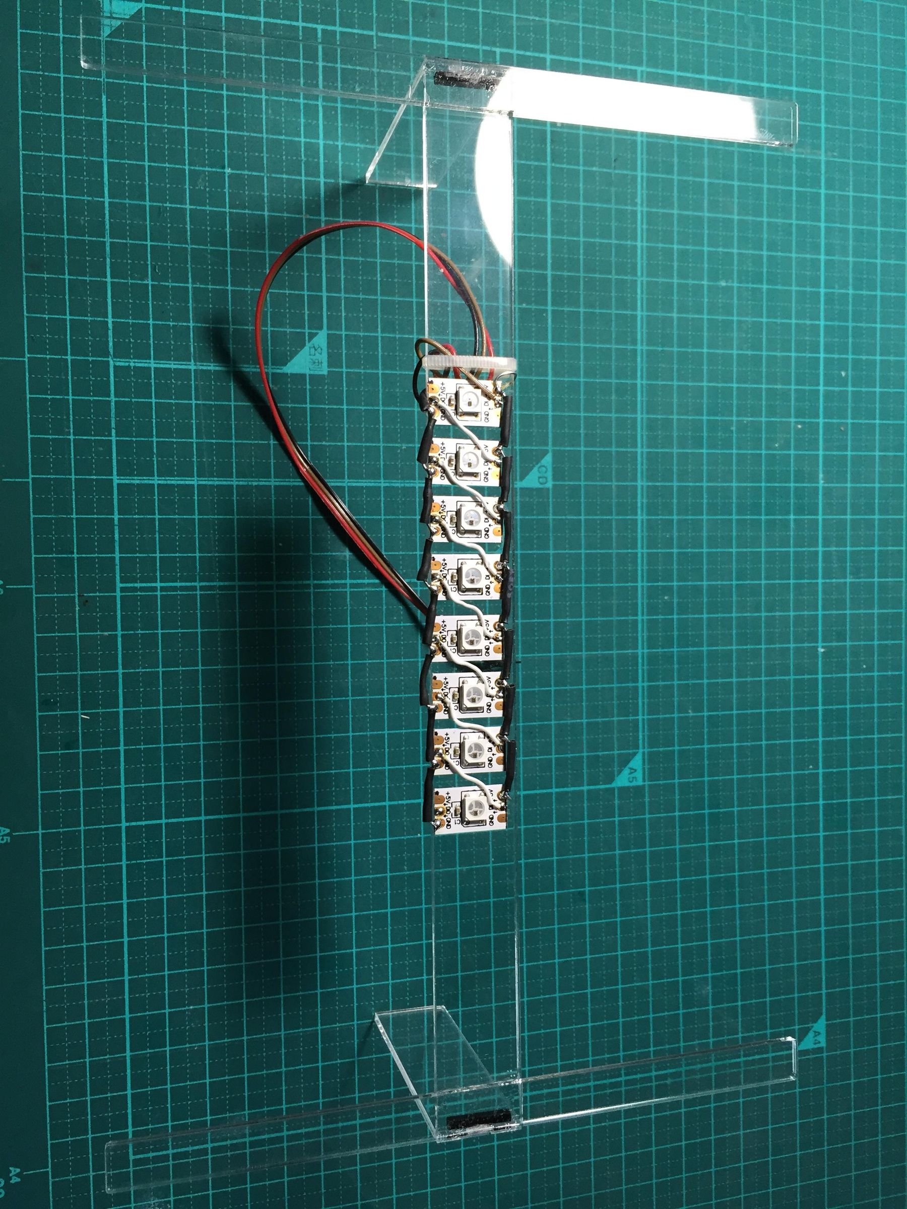 Glowing Air-Bubble Clock in Water : 7 Steps (with Pictures) - Instructables