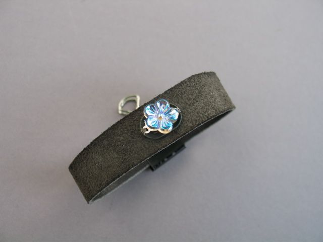 10-minute Electronic Leather Band : 6 Steps (with Pictures) - Instructables