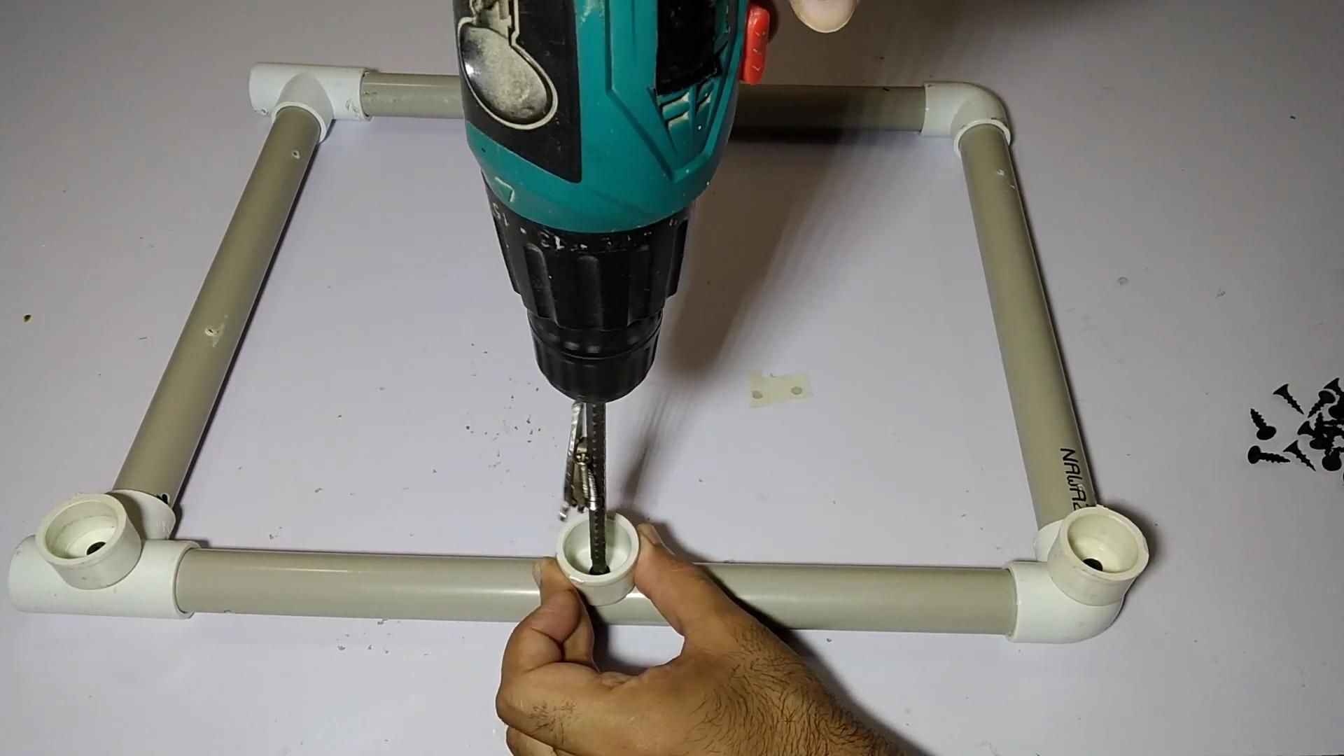 How to Make Shoes Stand With PVC Pipes : 4 Steps (with Pictures ...