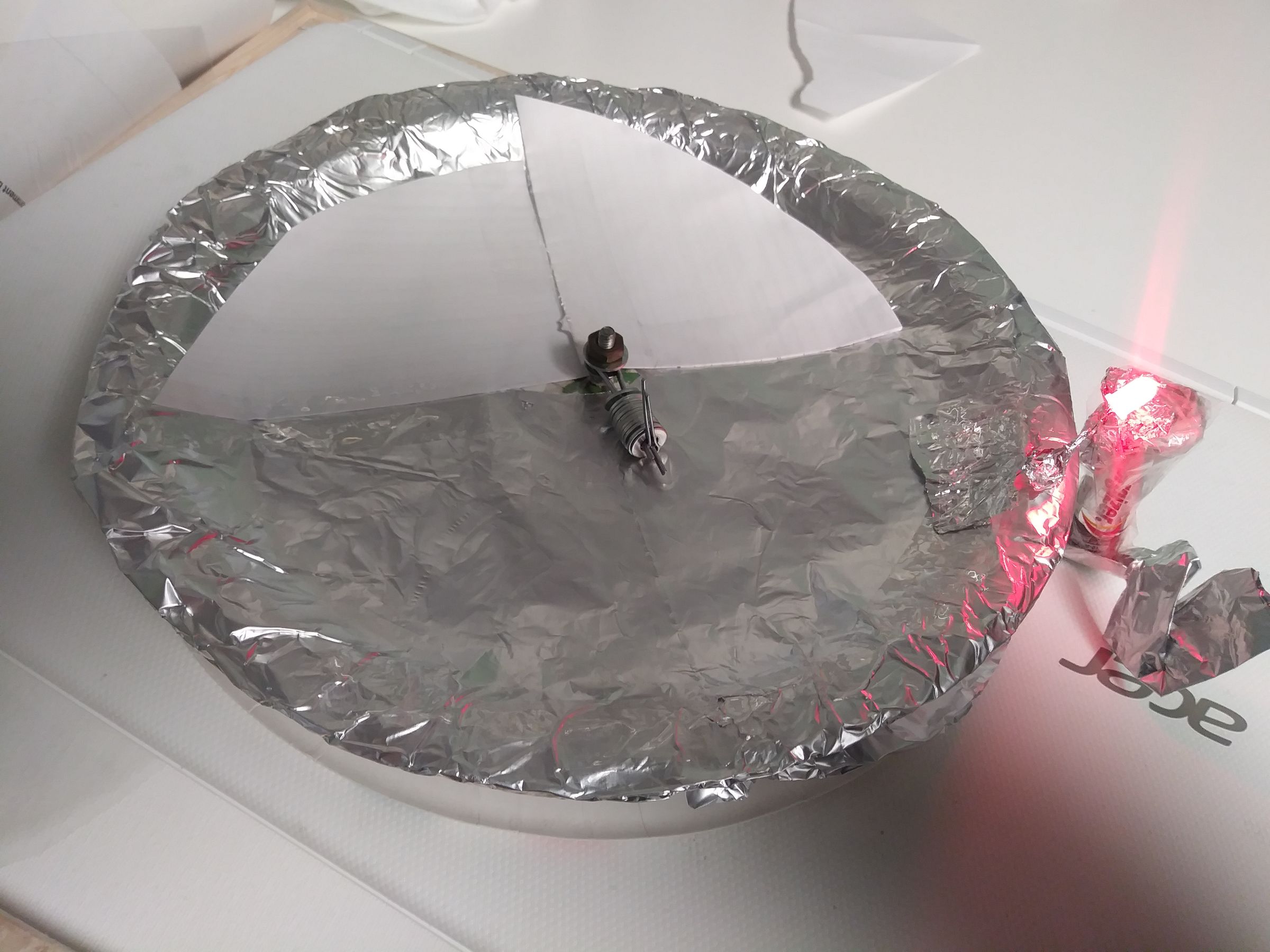 Simple Circuits With Tinfoil, an LED, Tape and Batteries : 5 Steps - Instructables