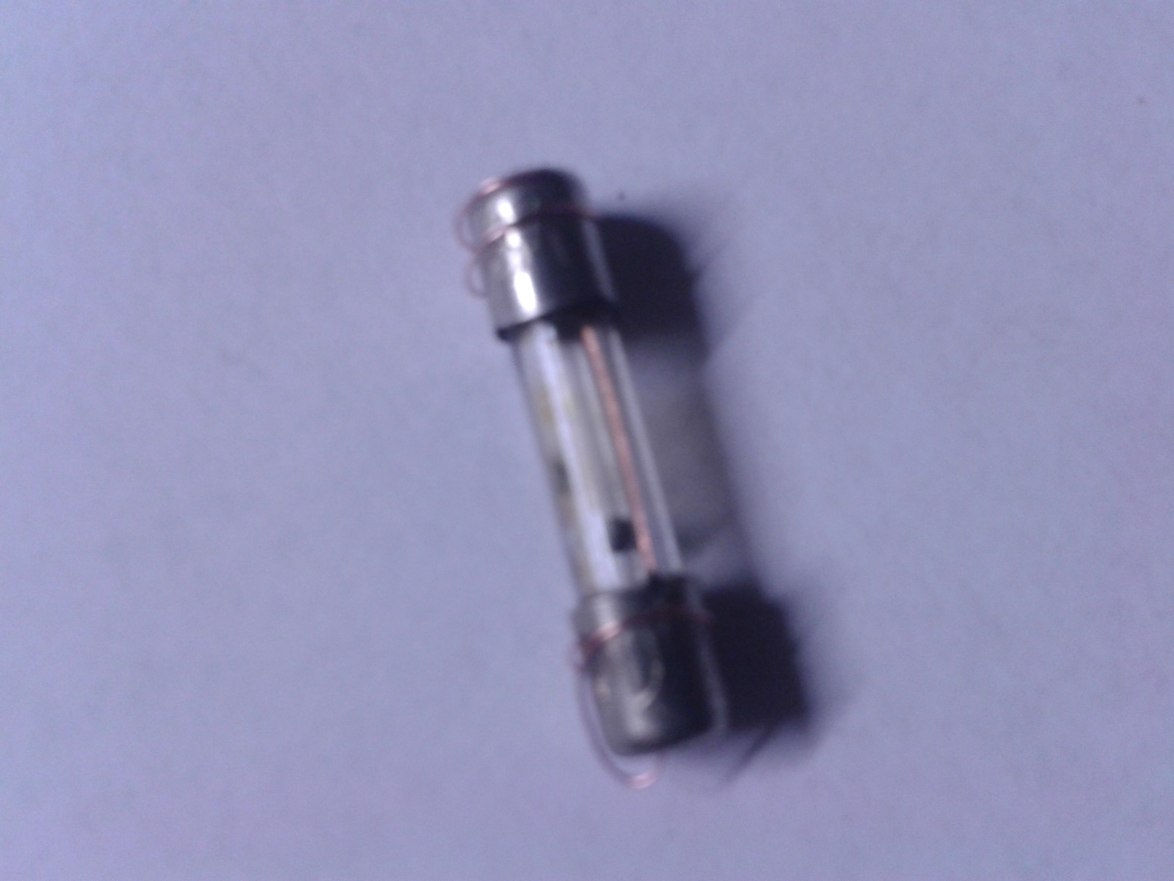 Very Simple Reusable Fuse : 5 Steps - Instructables