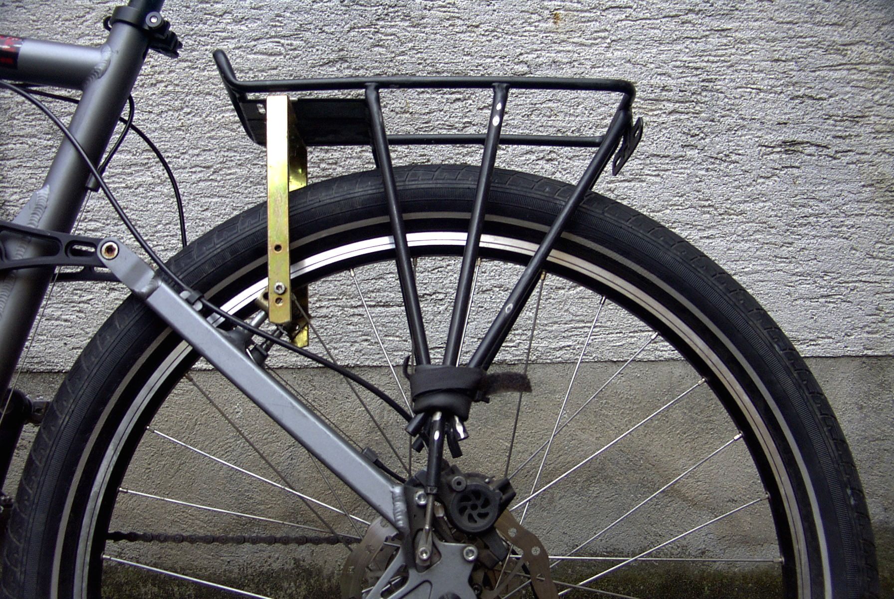 Bike Rack for Full Suspension Mountain Bike : 4 Steps (with Pictures ...