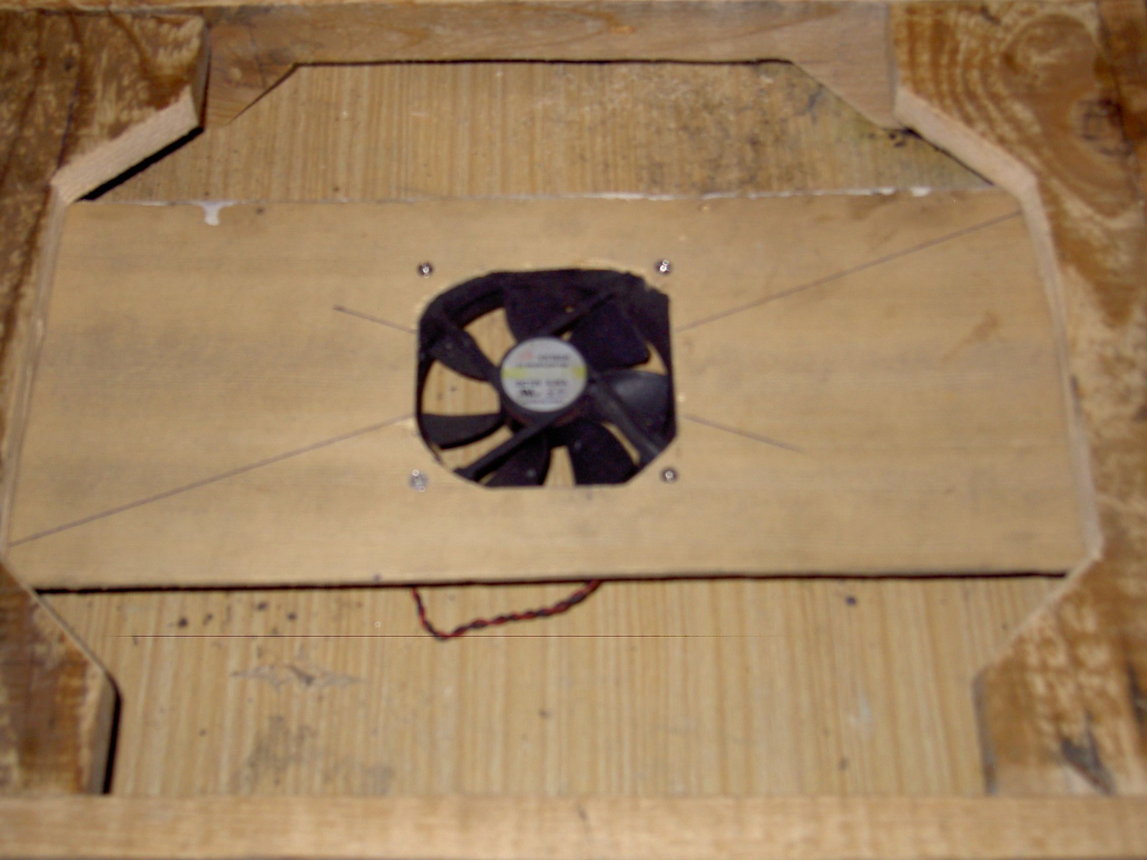 Laptop Cooling Stand : 12 Steps - Instructables