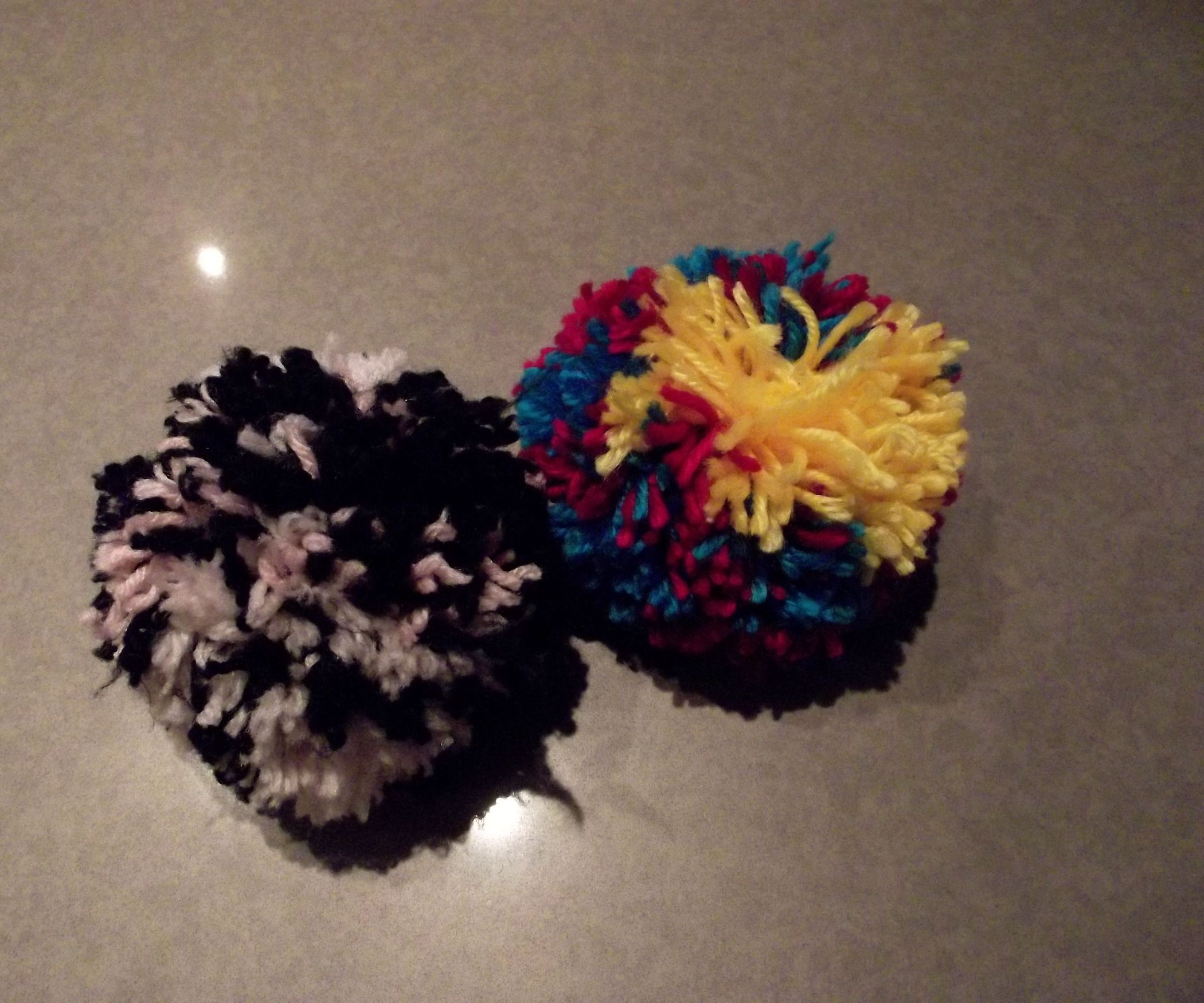 Pompom Puff Ball : 11 Steps - Instructables