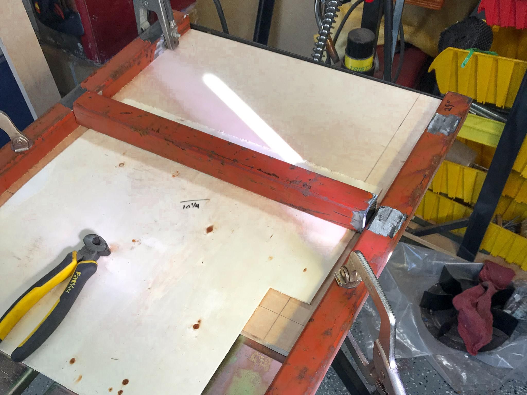 Gym Desk : 6 Steps (with Pictures) - Instructables