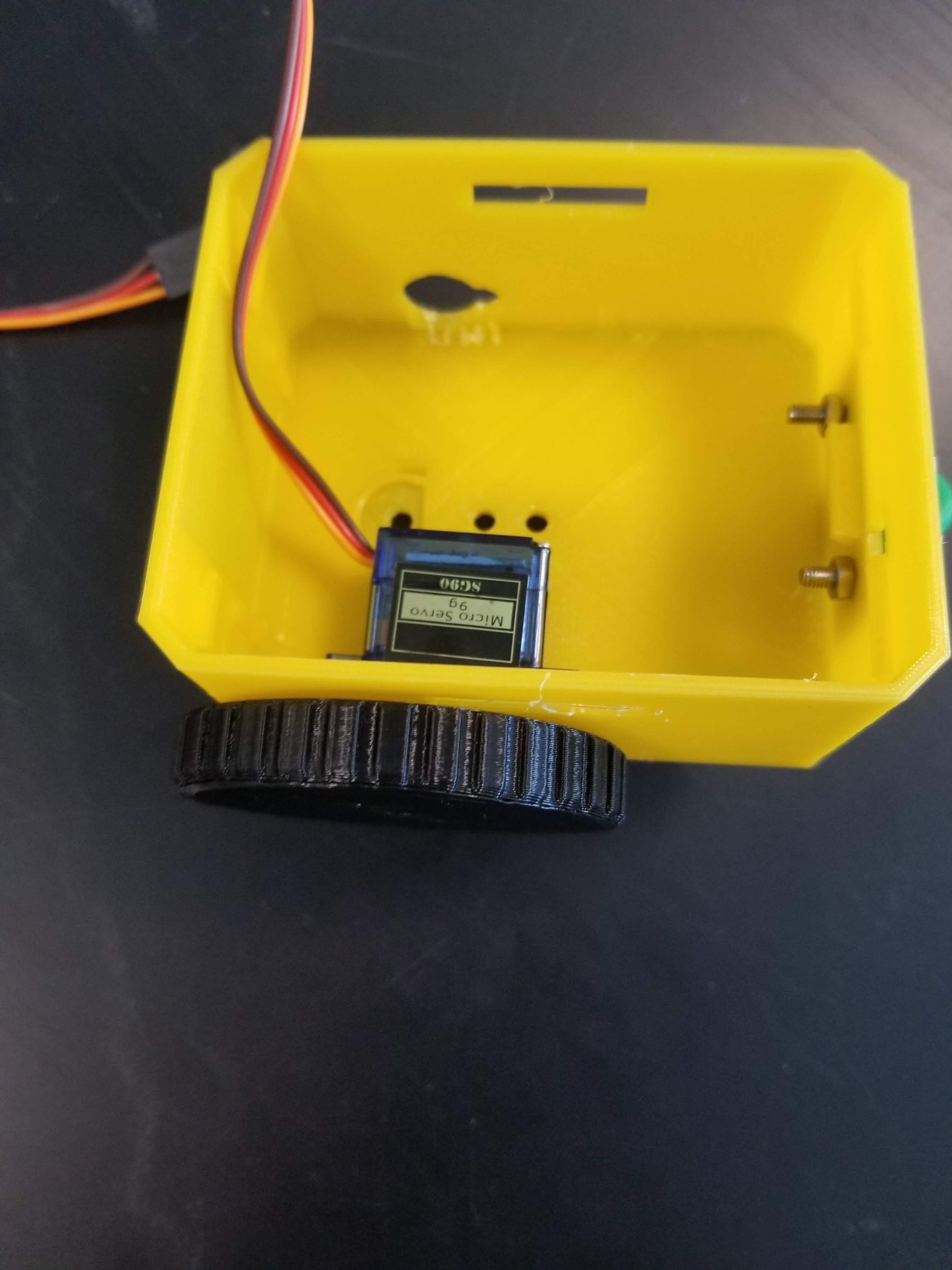 DIY Robot With Wheels : 7 Steps - Instructables