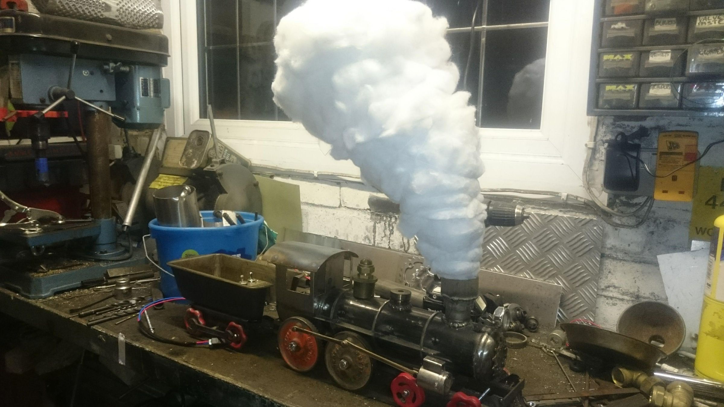 My ‘Light’ Engine Locomotive – a Unique Scrap Metal Train Lamp & Bridge ...