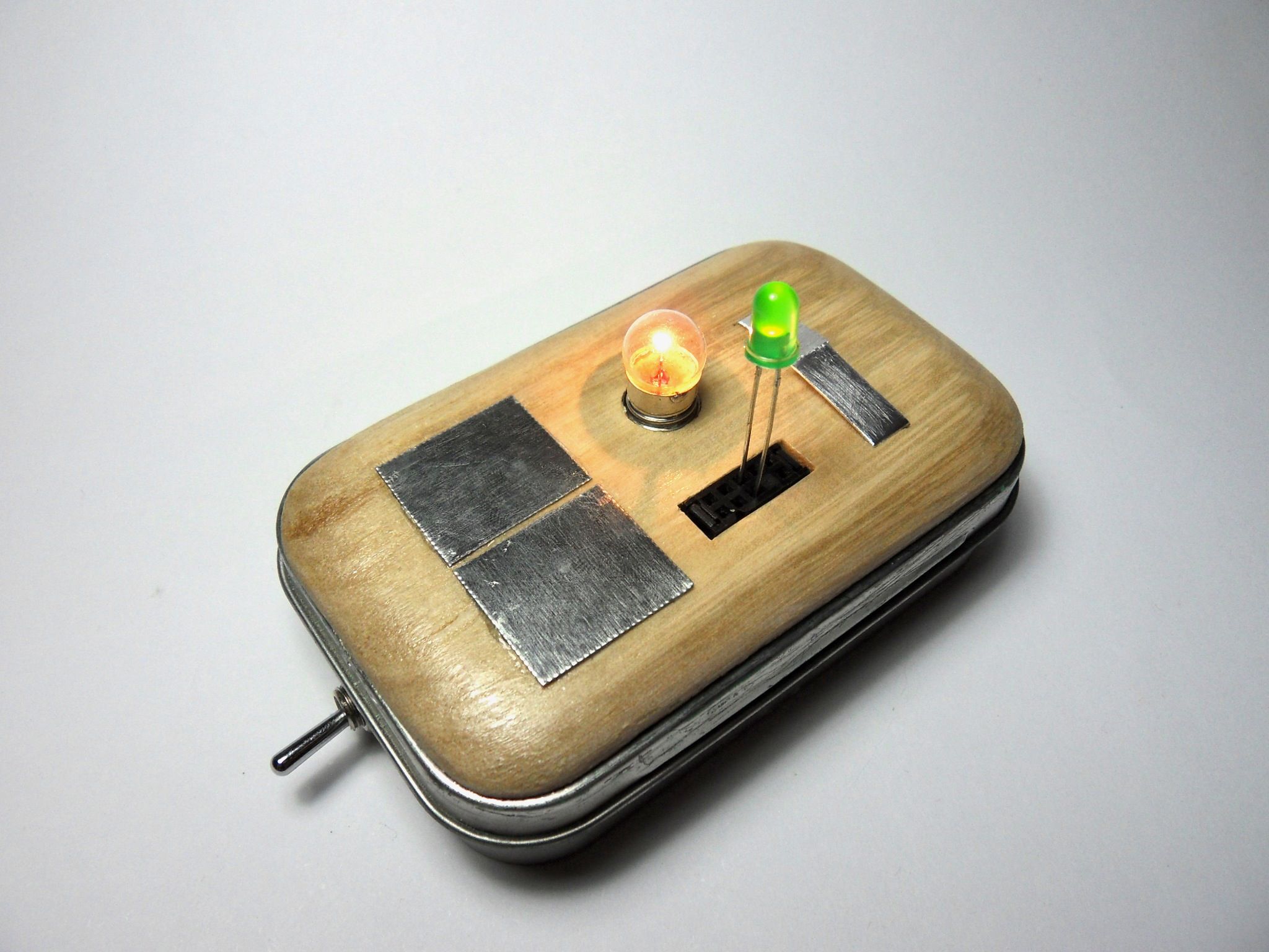 LED / Mini Lightbulb Tester : 7 Steps (with Pictures) - Instructables