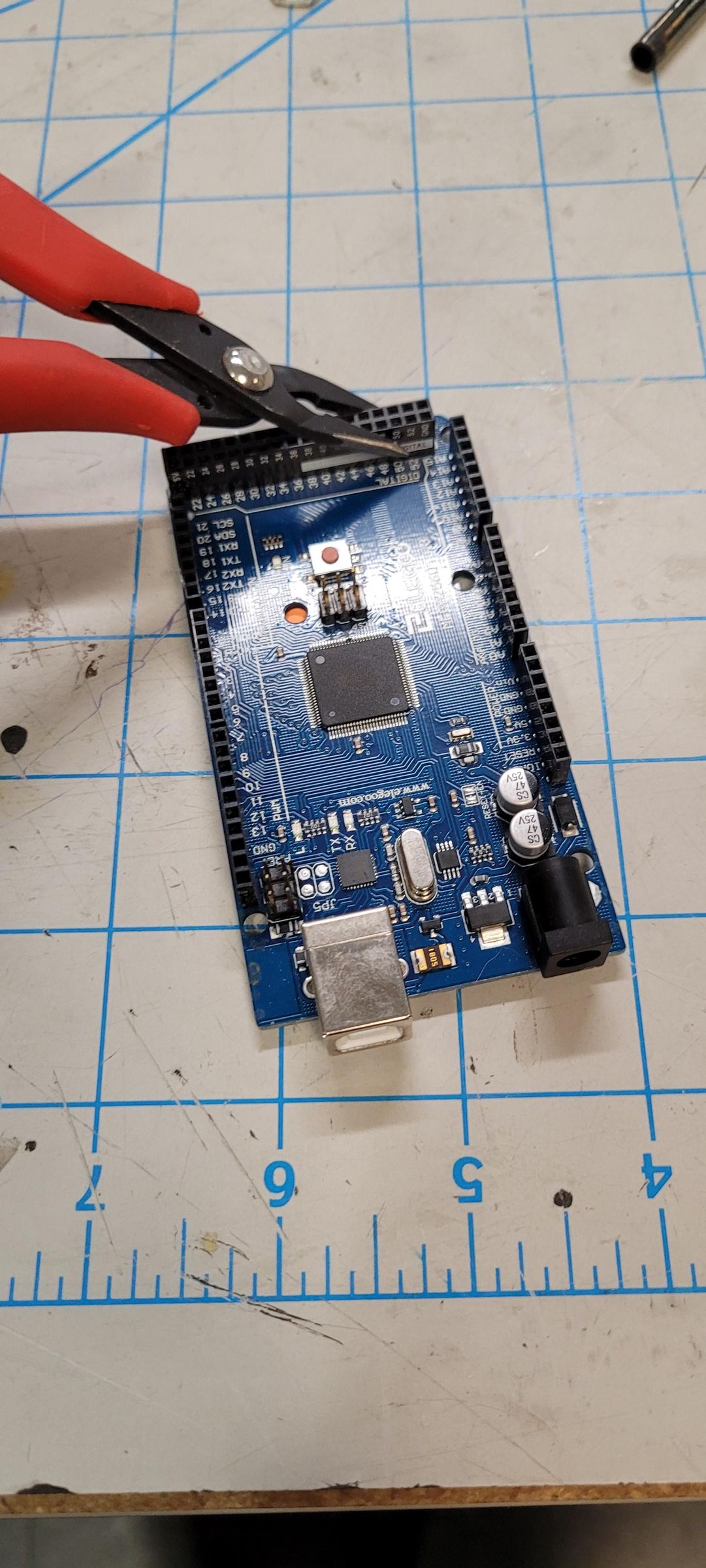 Logic Chip Tester : 13 Steps (with Pictures) - Instructables